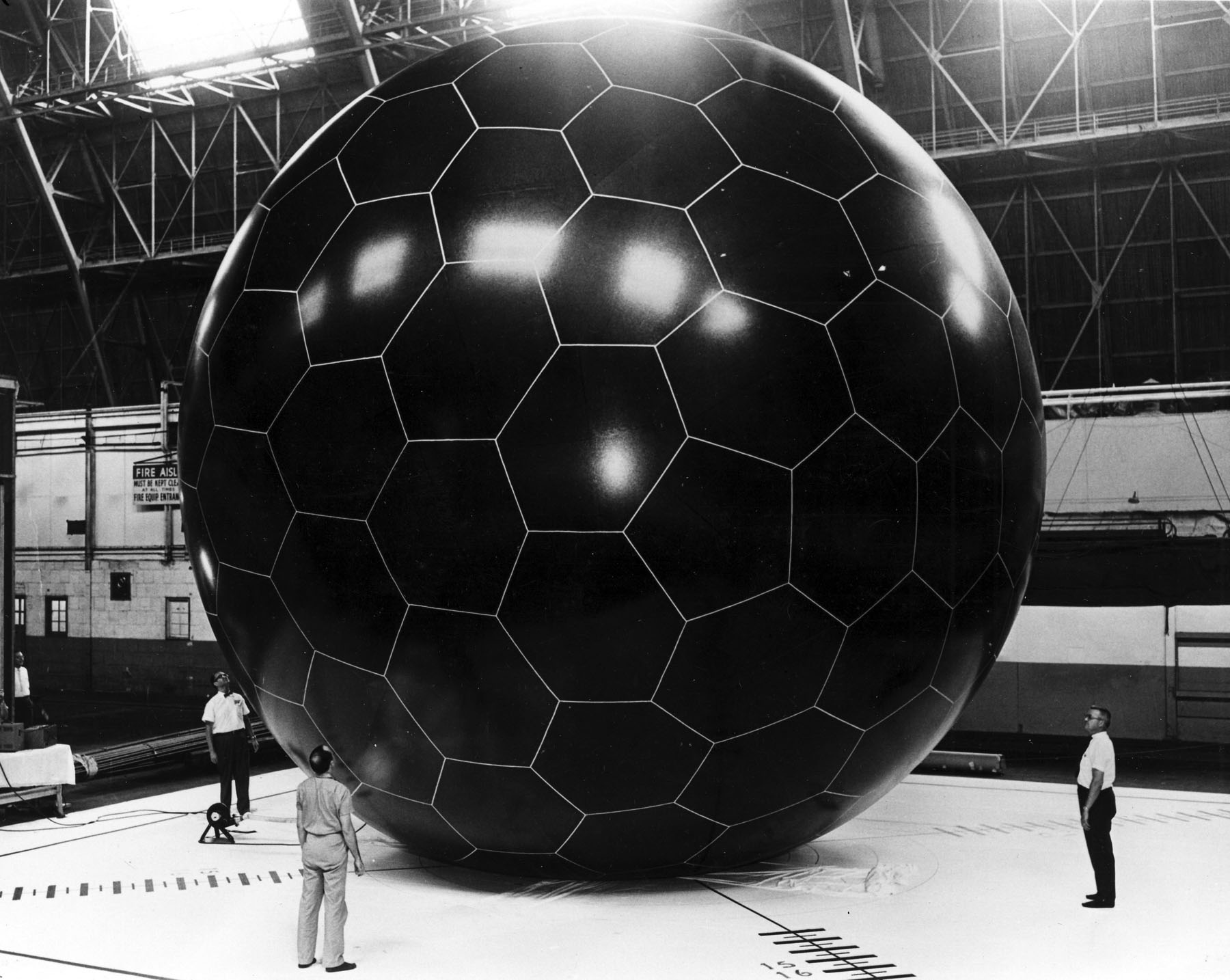 Grid-Sphere Passive Communications Satellite > National Museum of the ...