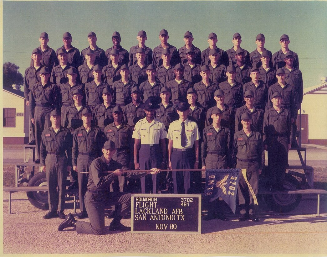 3702 Flt 491 Nov 1980