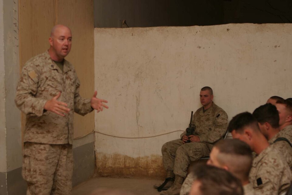 Easter Sunday Service brightens Marine's, sailor's day > United States ...