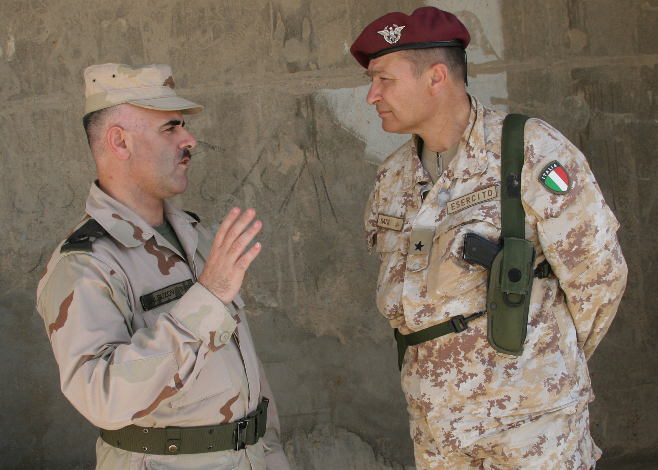 Italy General visits forces at Hadithah Dam > United States Marine ...