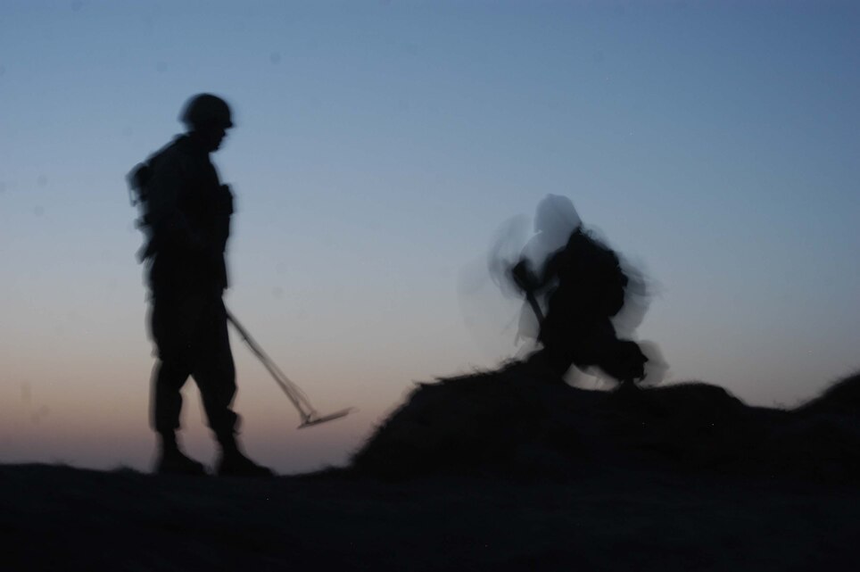 Combat Engineers find, destroy enemy weapons > 2nd Marine Division ...