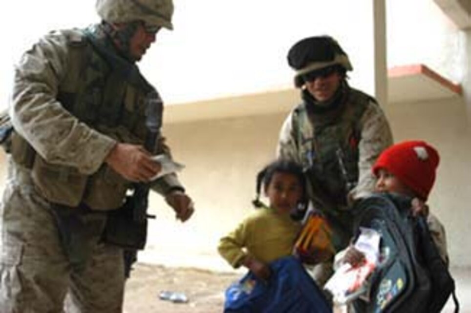 2/5, 1/5 Civil Affairs Groups work together > United States Marine ...