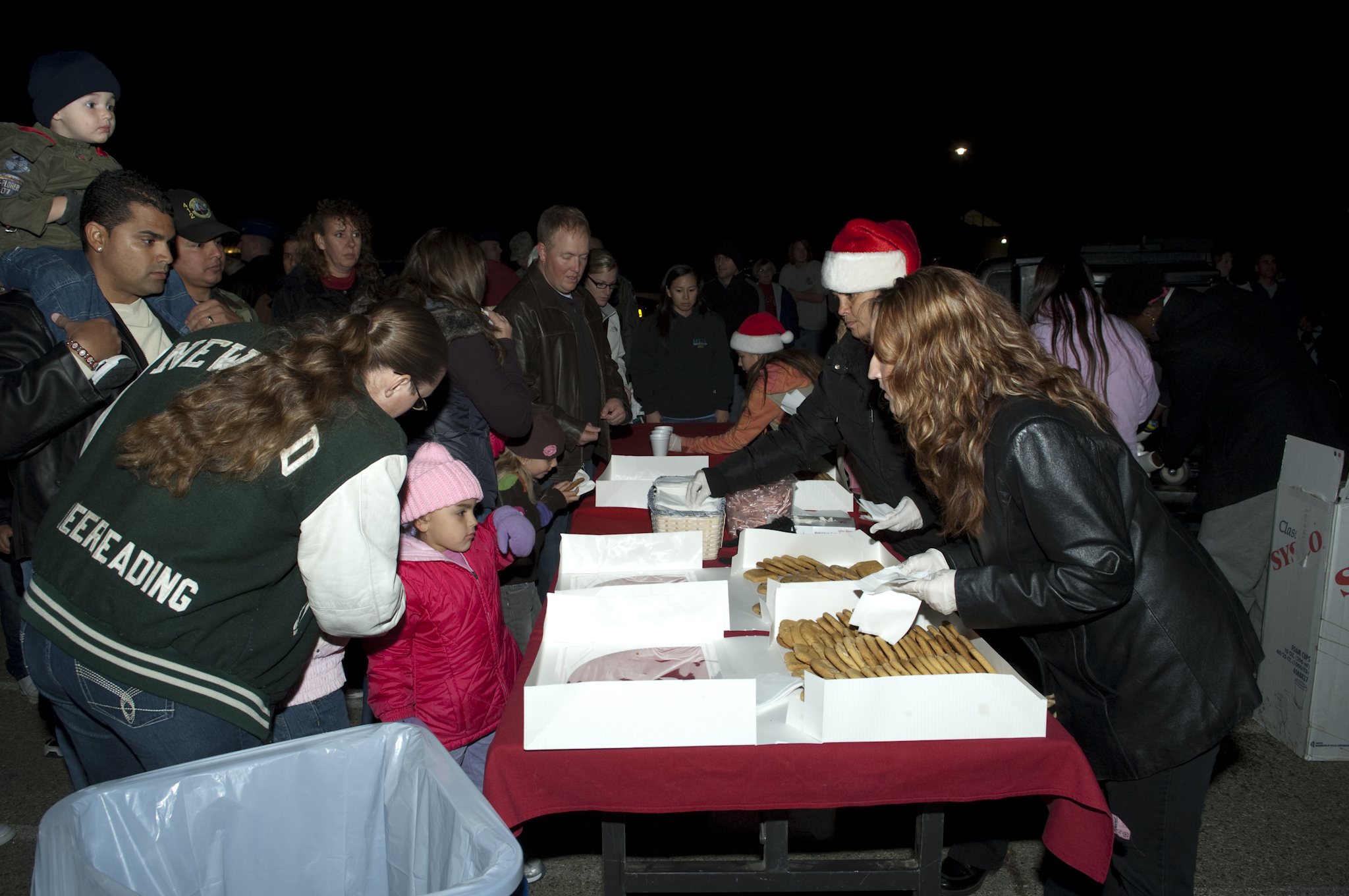 Team Edwards lights Holiday tree > Edwards Air Force Base > Article View