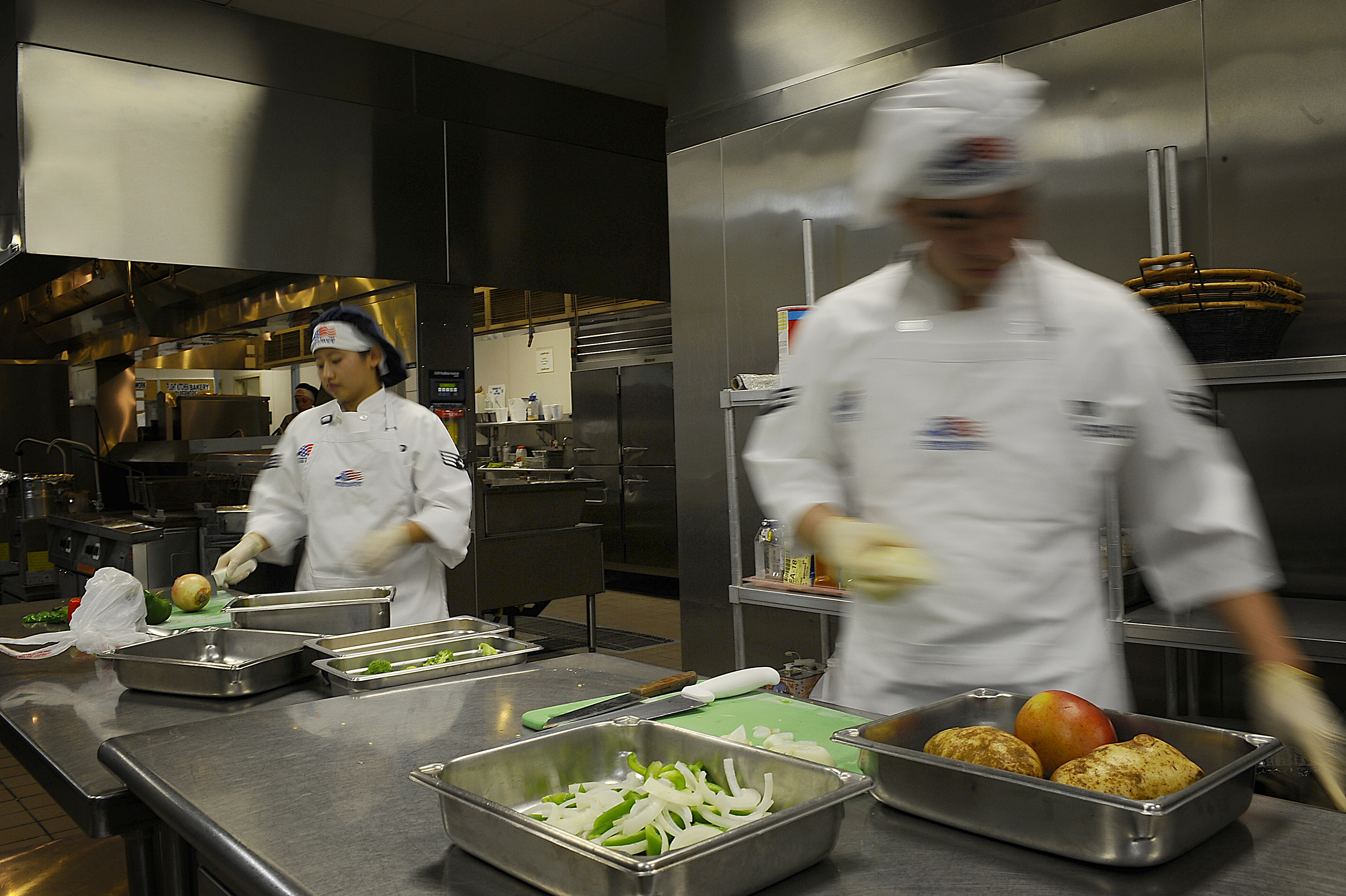 Airmen compete in culinary challenge to become top chef