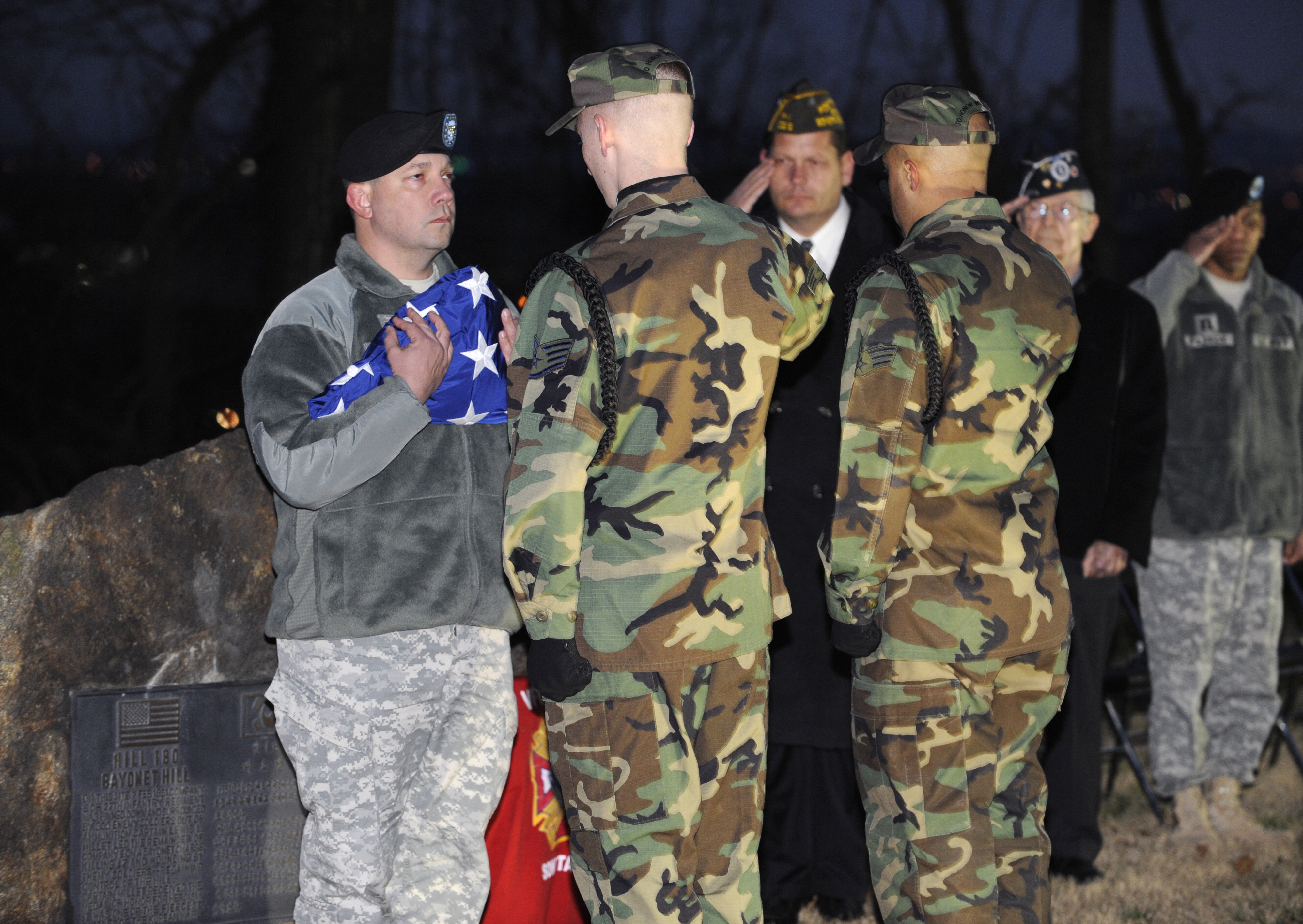Hill 180 says goodbye to Col. Millett > Osan Air Base > Article Display