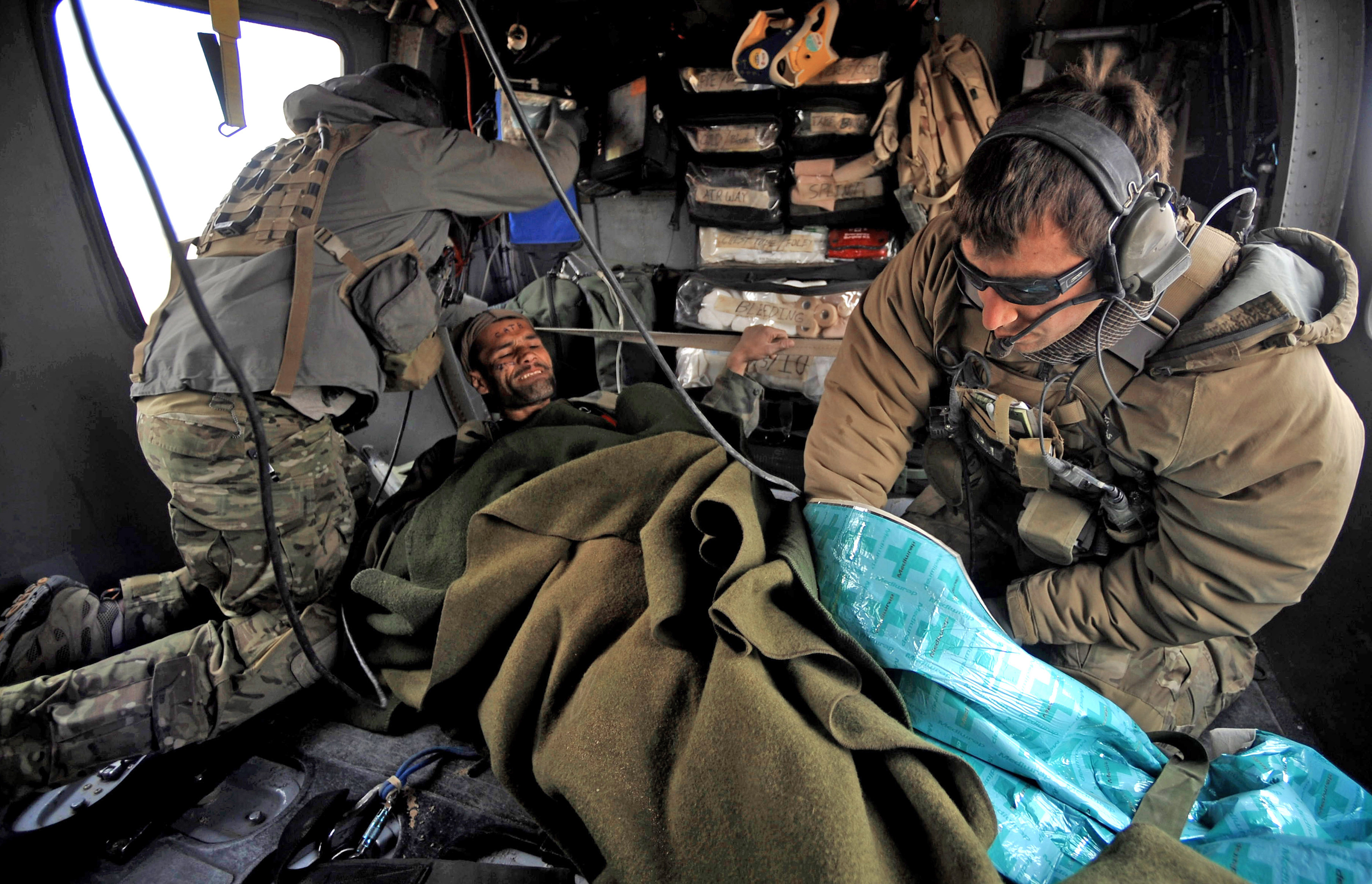 Squadron highlights capabilities during Afghan rescue mission > Air ...