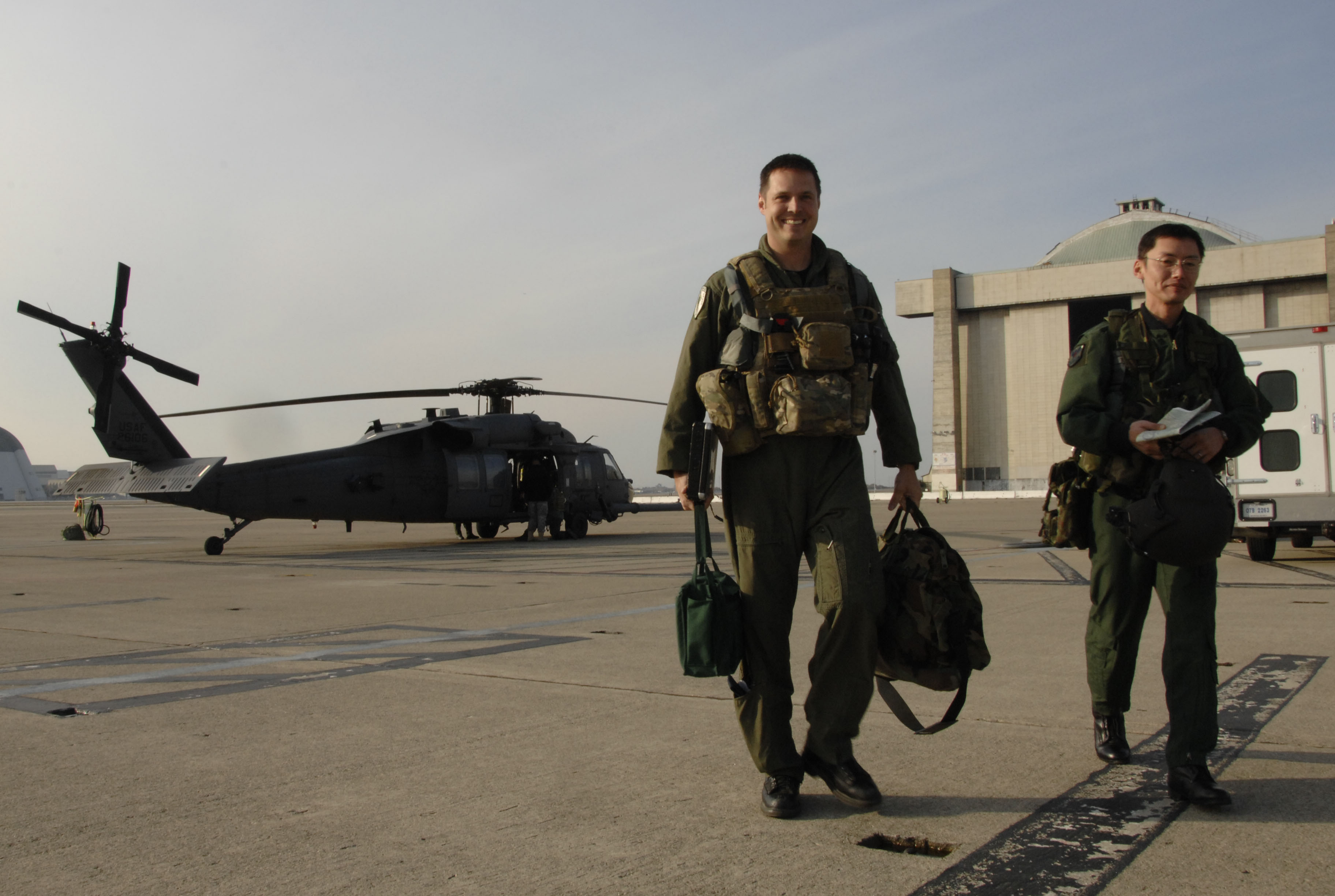 Rescue crews train Japan Air Self Defense Force pilots