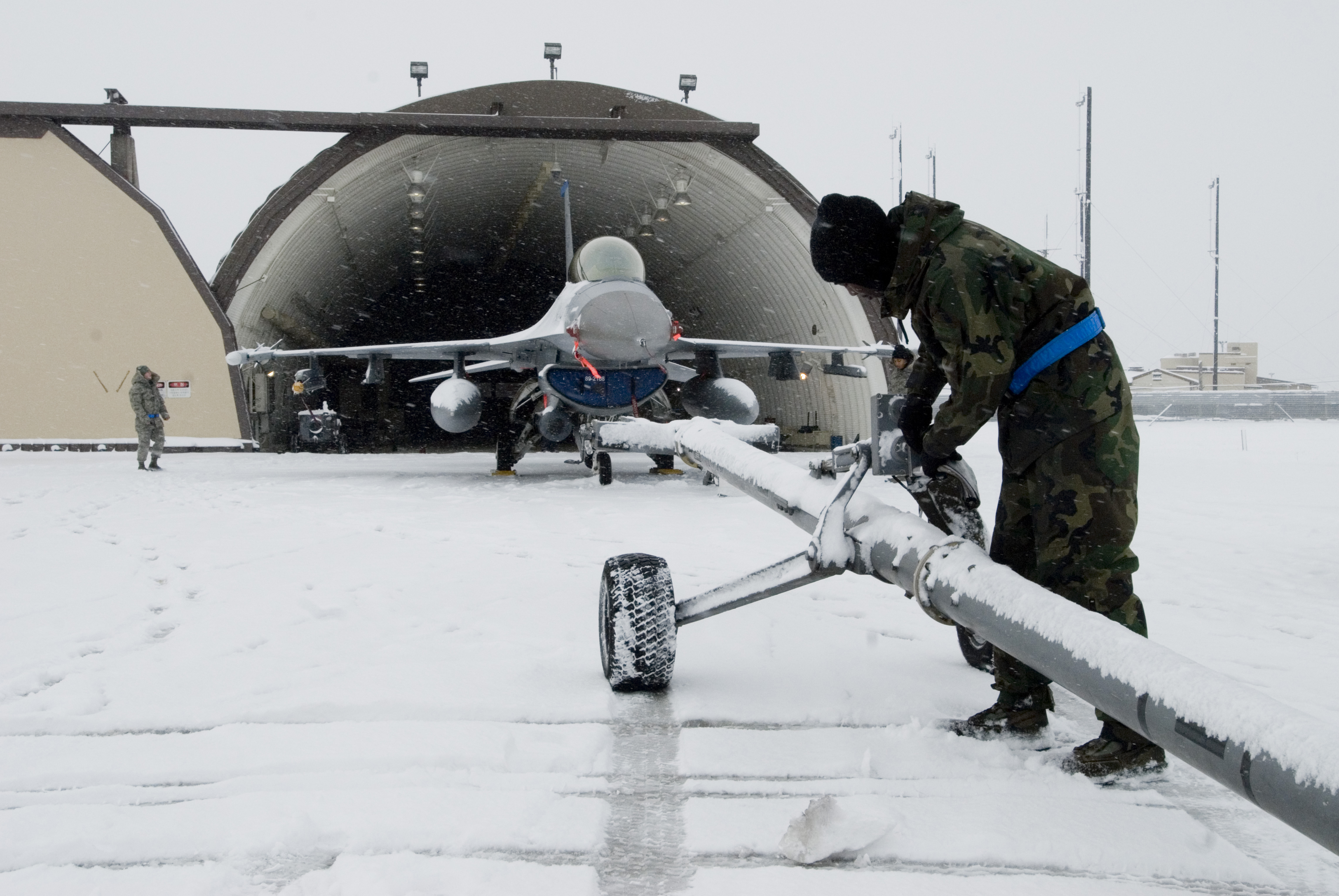 35th AMU keeps on trucking through the snow