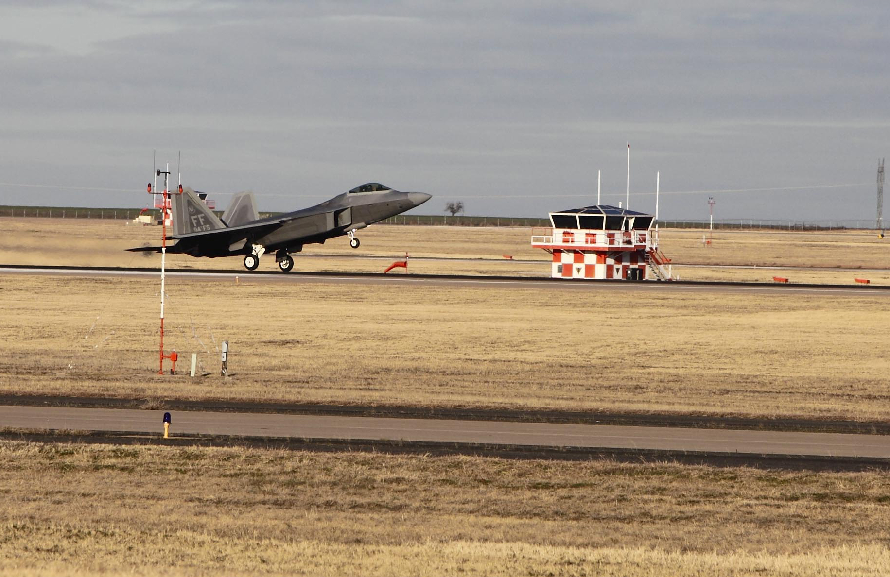 1st FW commander soars into Sheppard for ENJJPT graduation > Sheppard ...