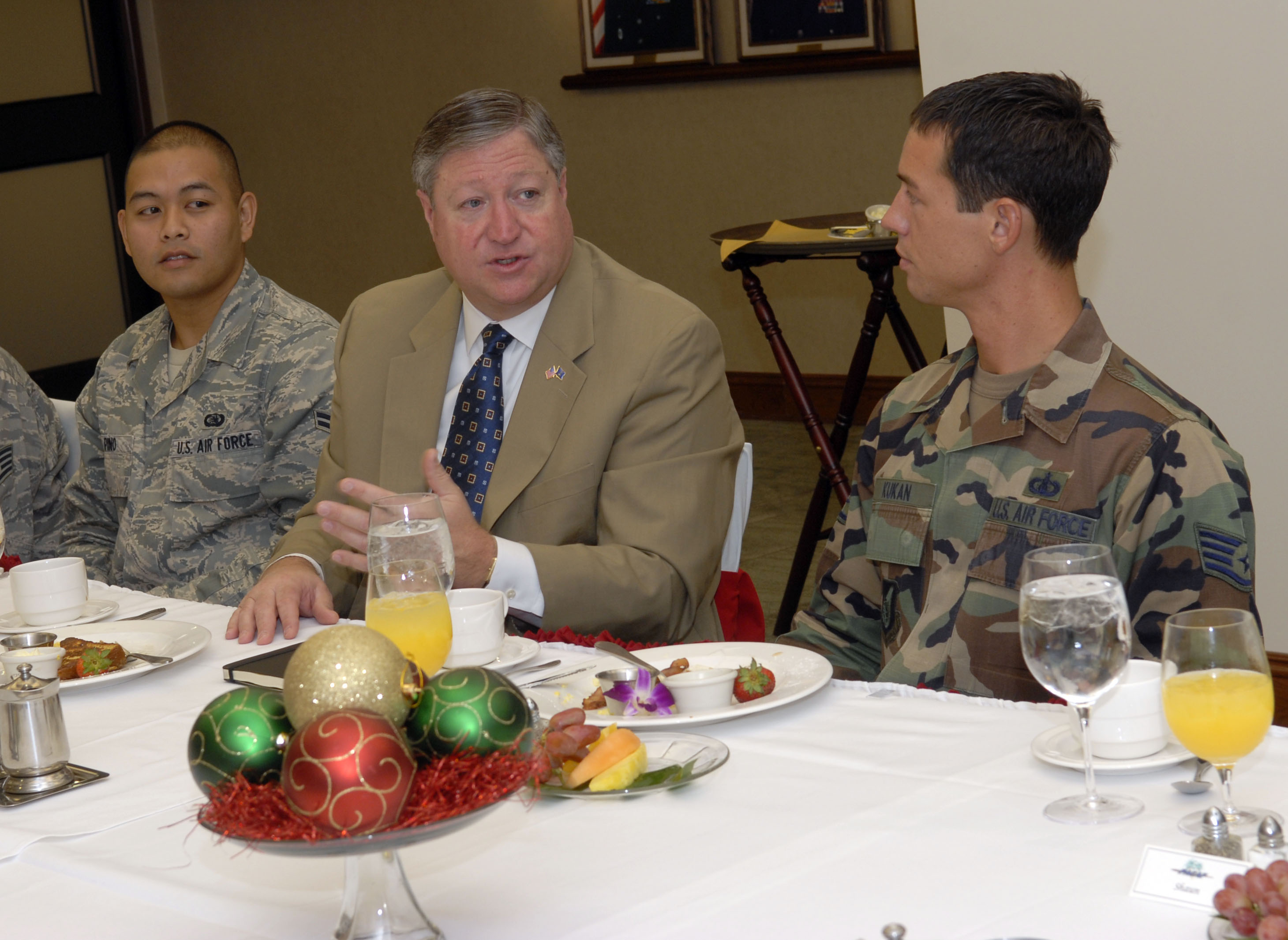 Hickam welcomes the Secretary of the Air Force > 15th Wing > Article ...