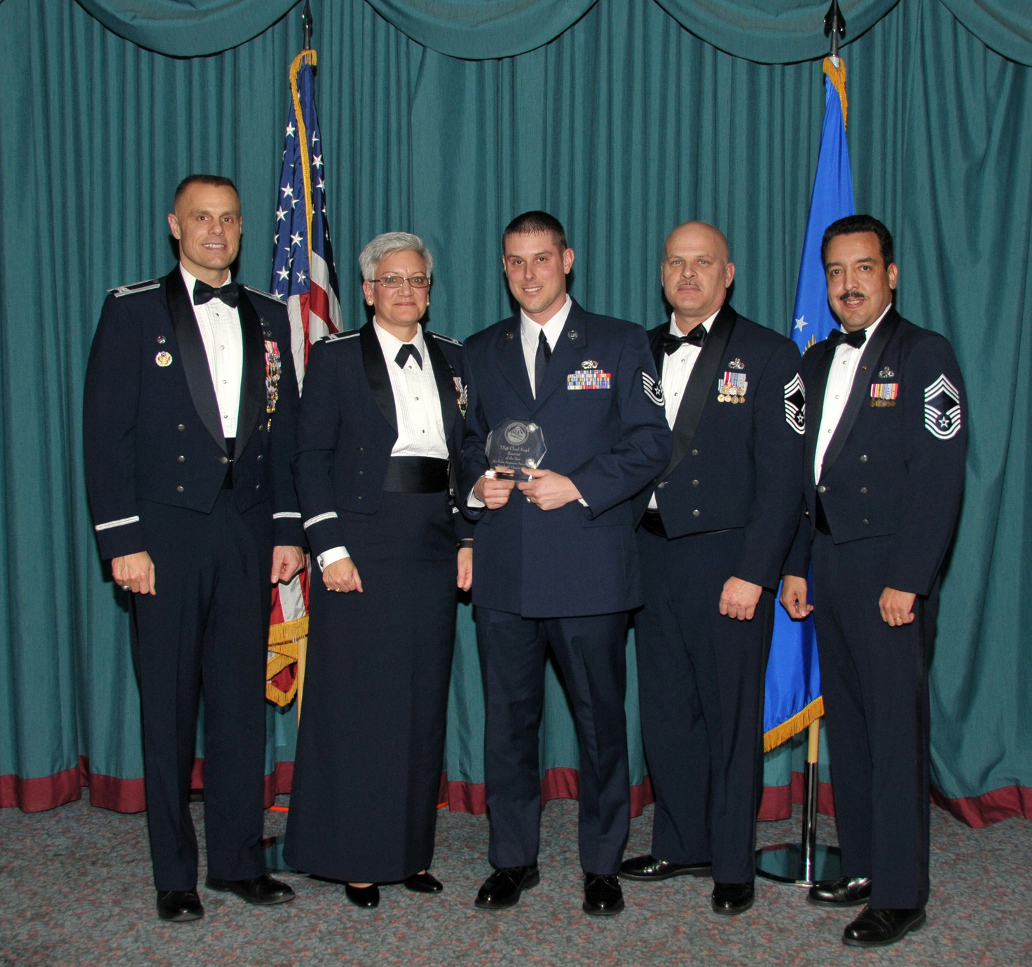 Reservist honored during Air Force Sergeants Association Annual Awards ...
