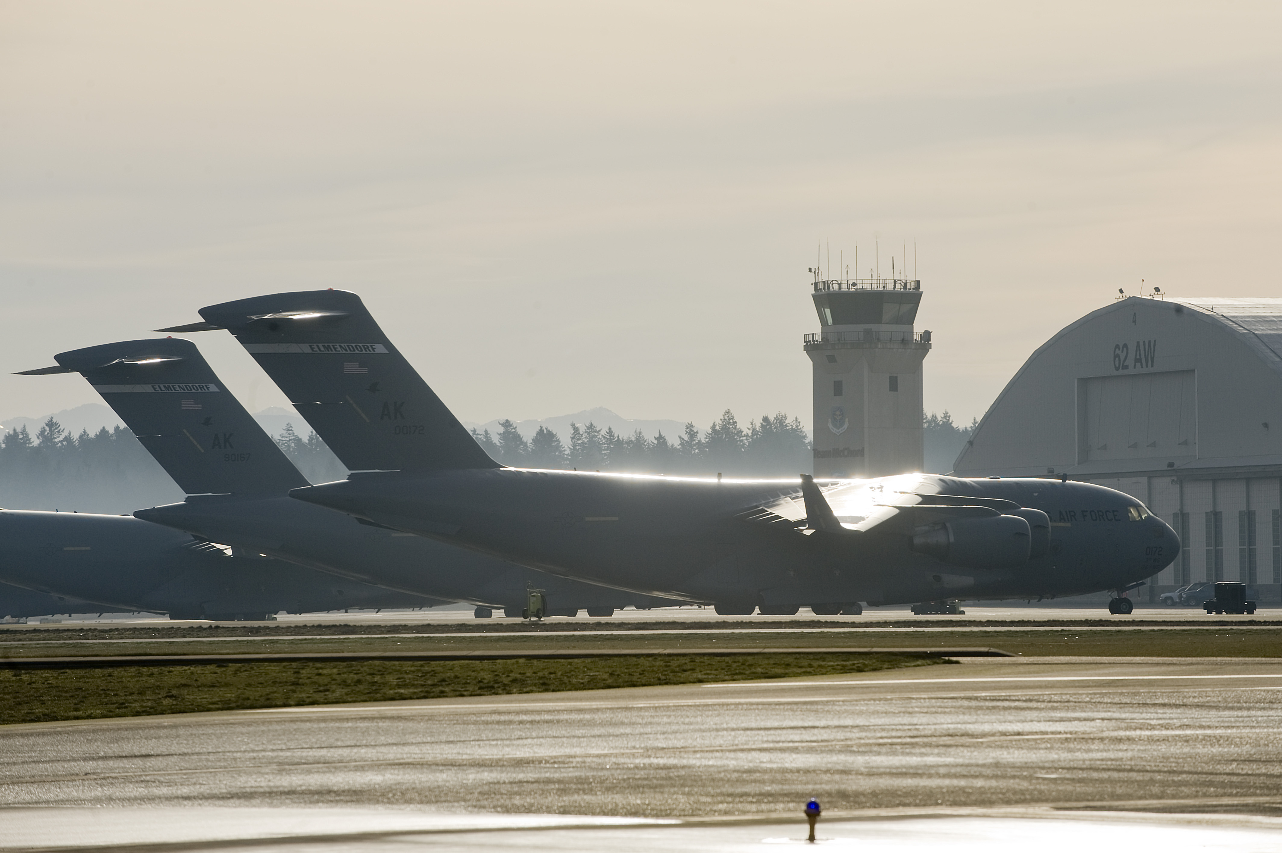 McChord receives Alaska-based Airmen, aircraft as precaution to volcano ...