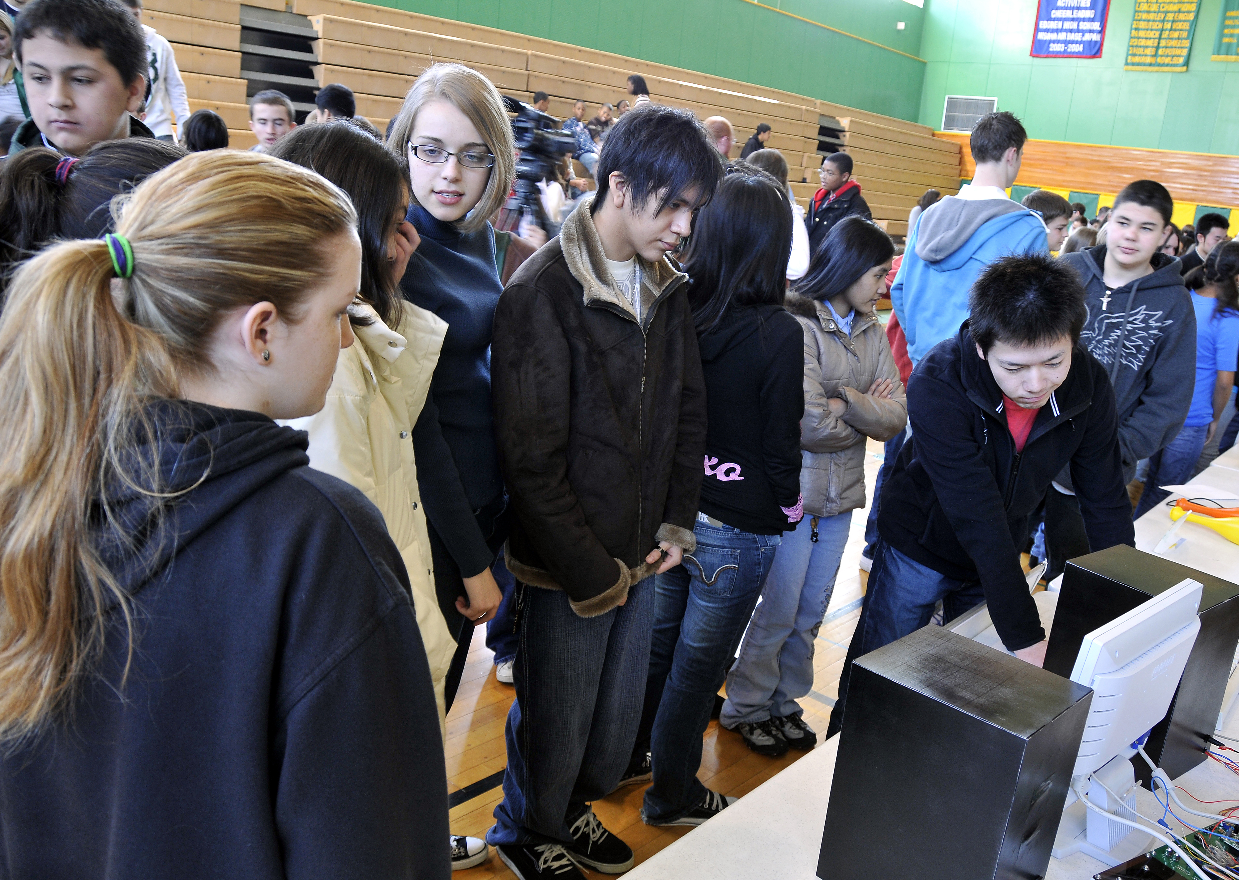 Japanese students share technology with Misawa students > Misawa Air ...