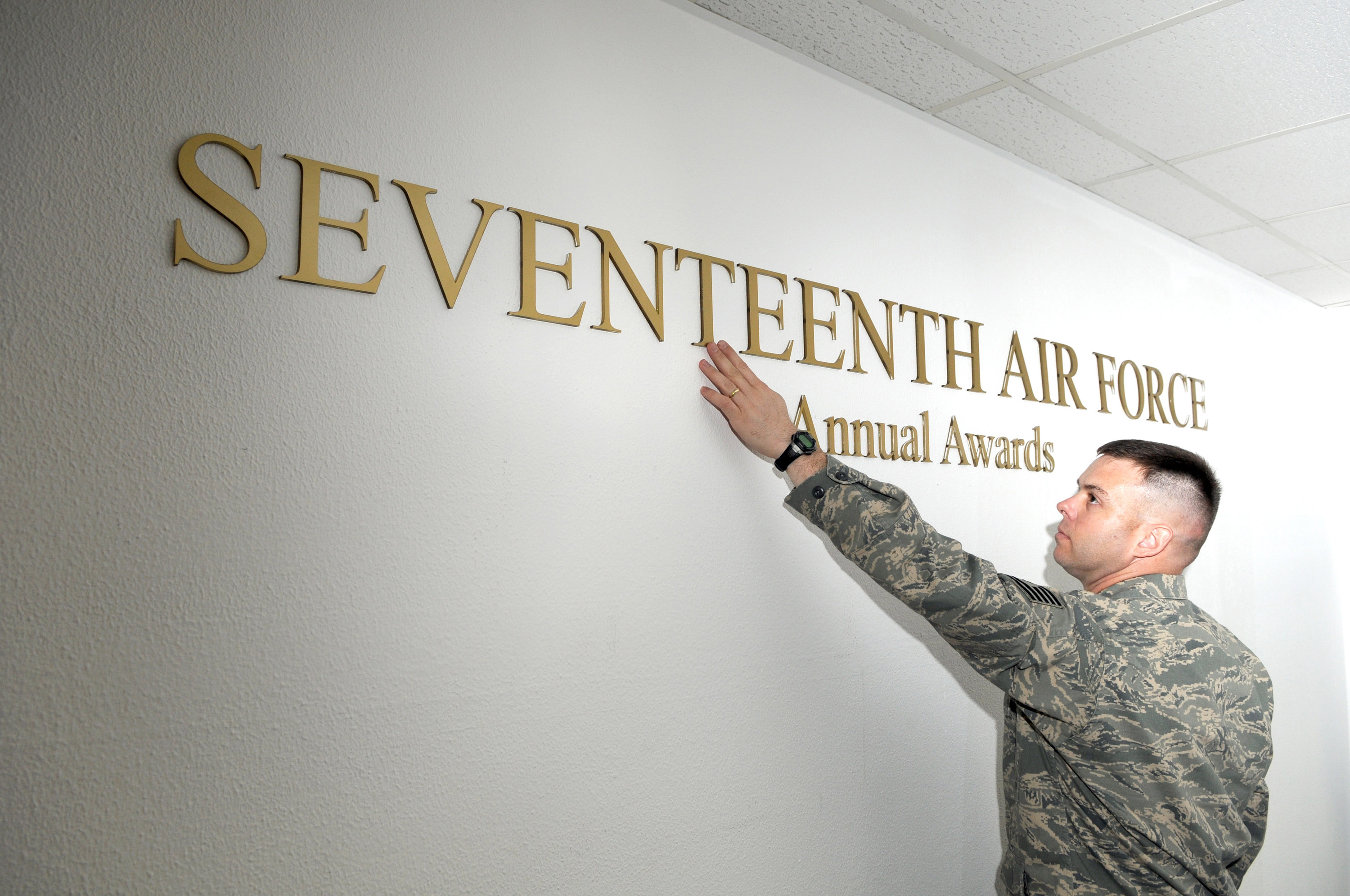 Annual award winners named for '08 > U.S. Air Forces in Europe - Air ...