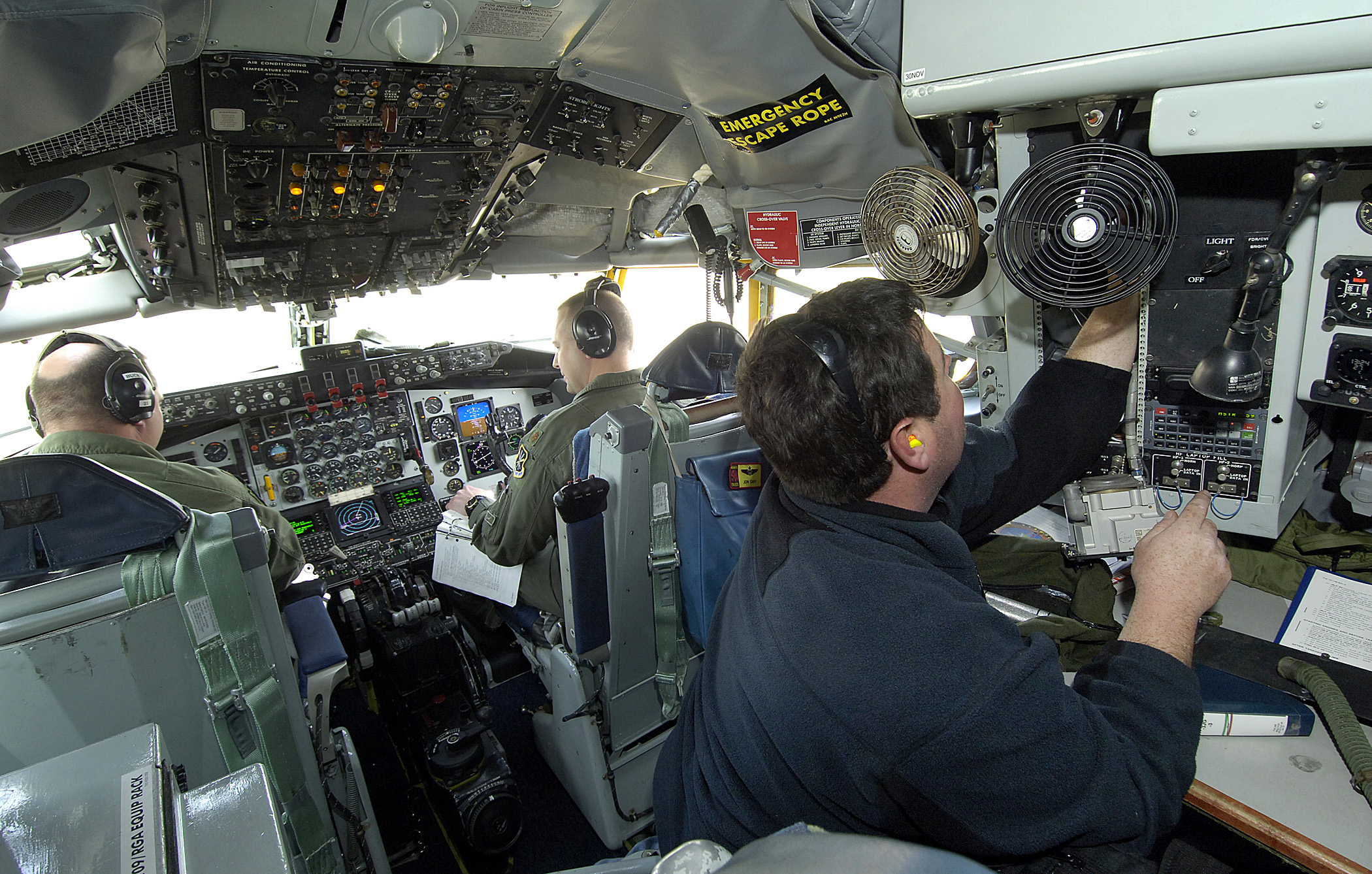 Reserve unit at Tinker performs vital mission for aircraft maintenance ...