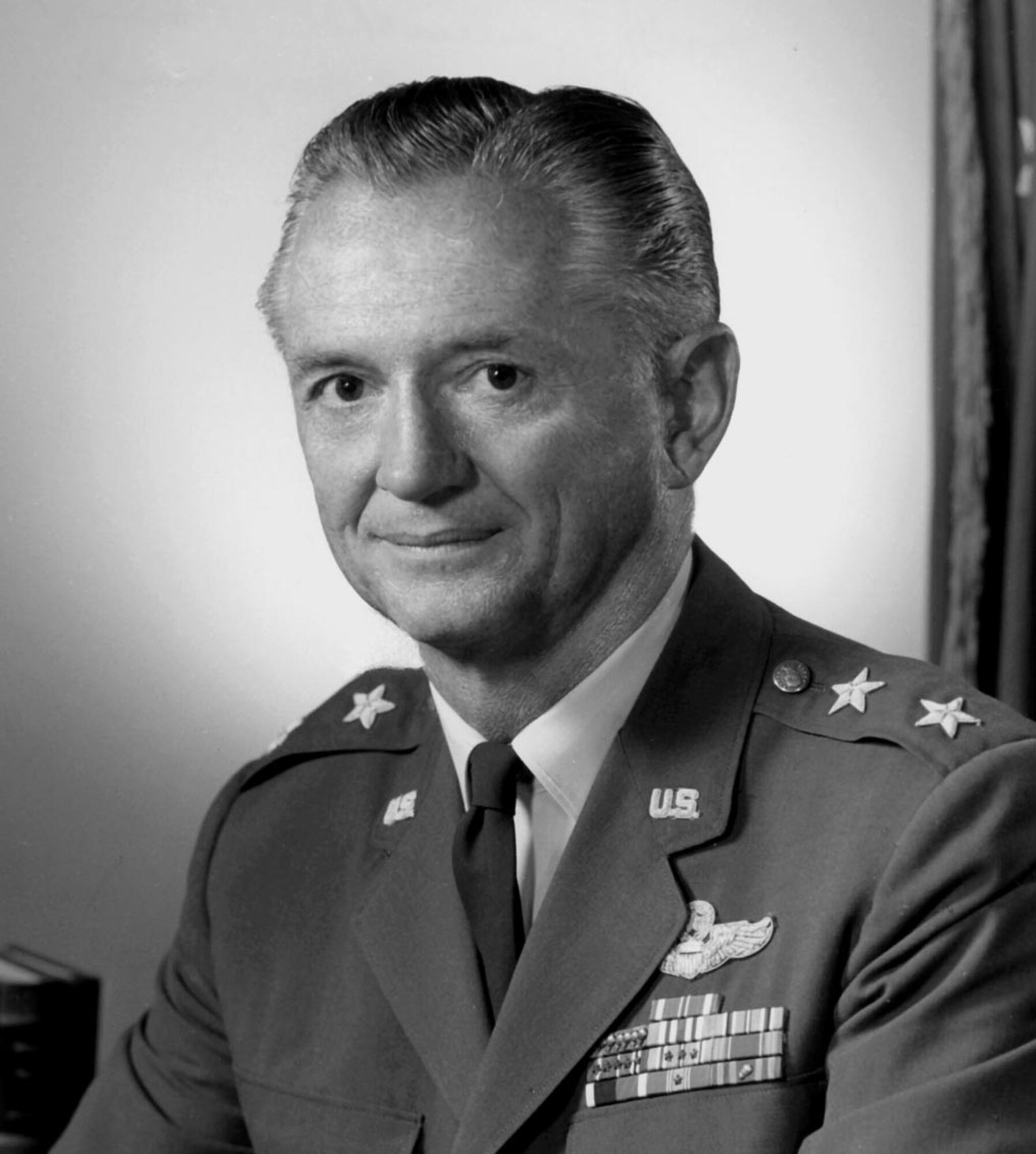 MAJOR GENERAL FREDERICK EUGENE MORRIS JR. > Air Force > Biography Display