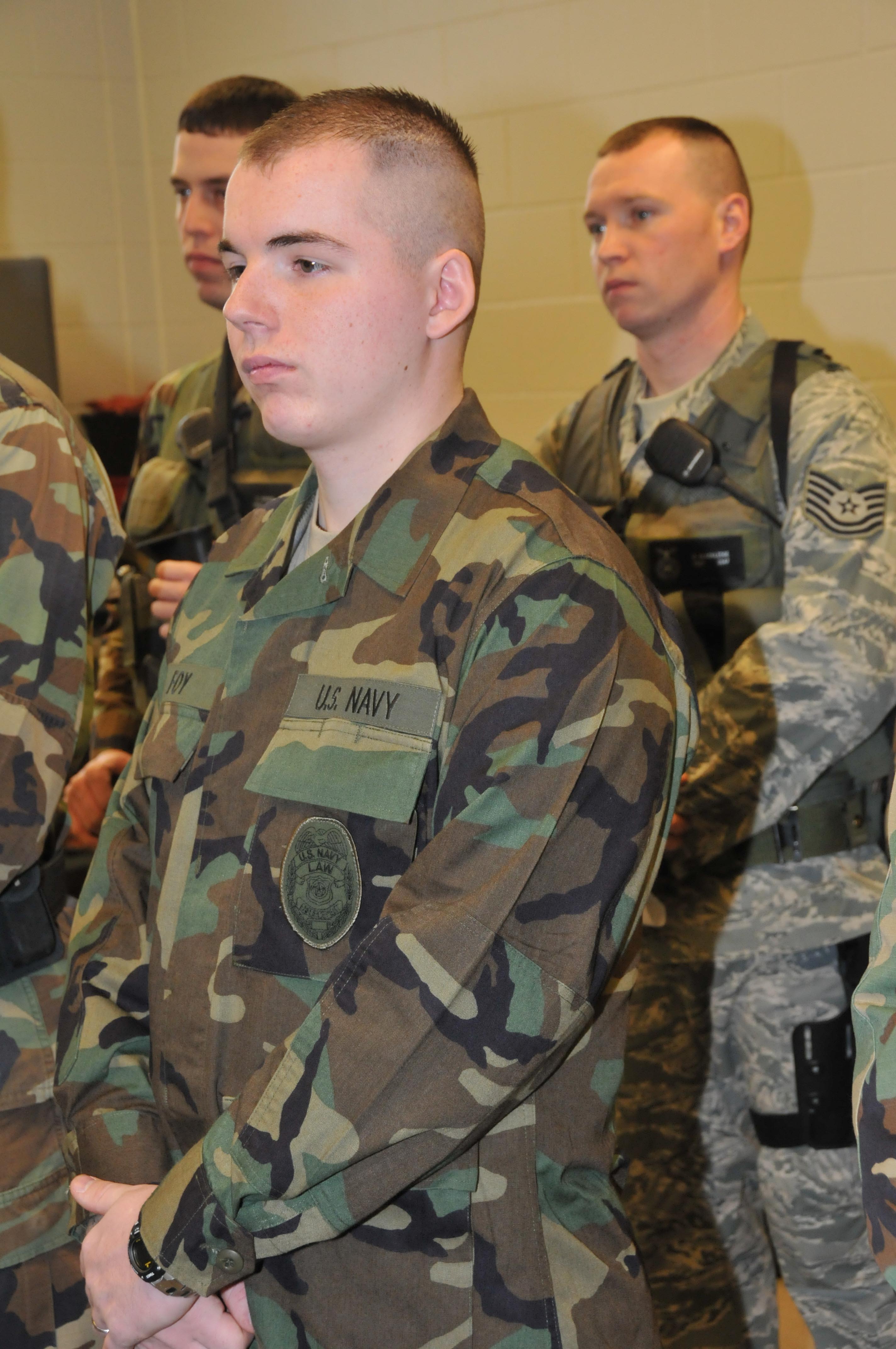 Joint Force--Air Force, Navy combine for security mission > Minneapolis ...