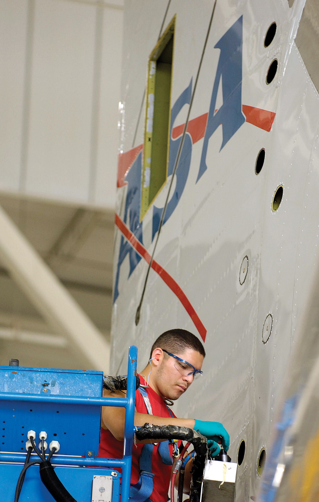 566th AMXS: A vital mission > Air Force Materiel Command > Article Display