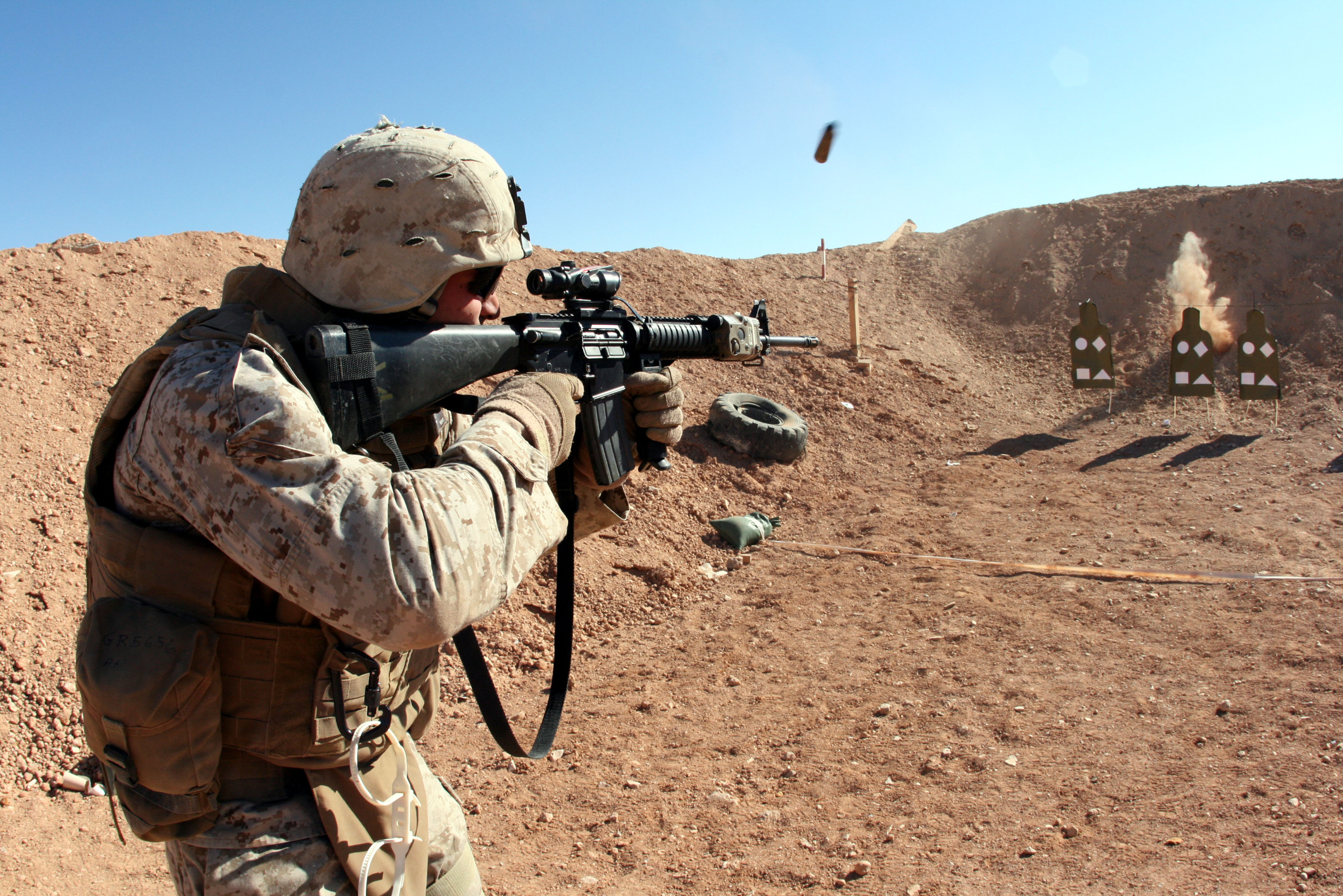Marines maintain morale through spirit of competition > 2nd Marine ...