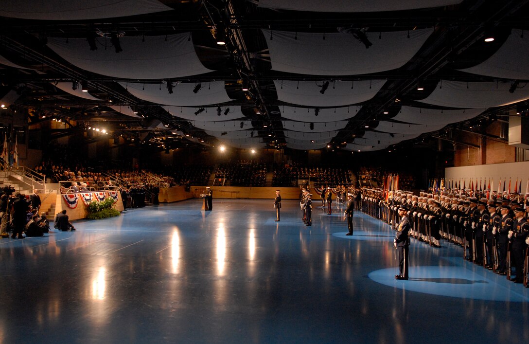 Chairman of the Joint Chiefs of Staff U.S. Navy Adm. Mike Mullen ...