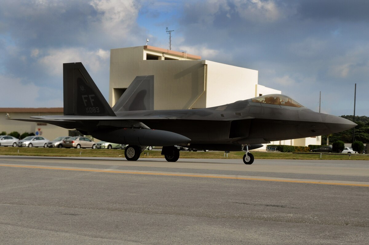 Raptors return to the Pacific > Air Force > Article Display