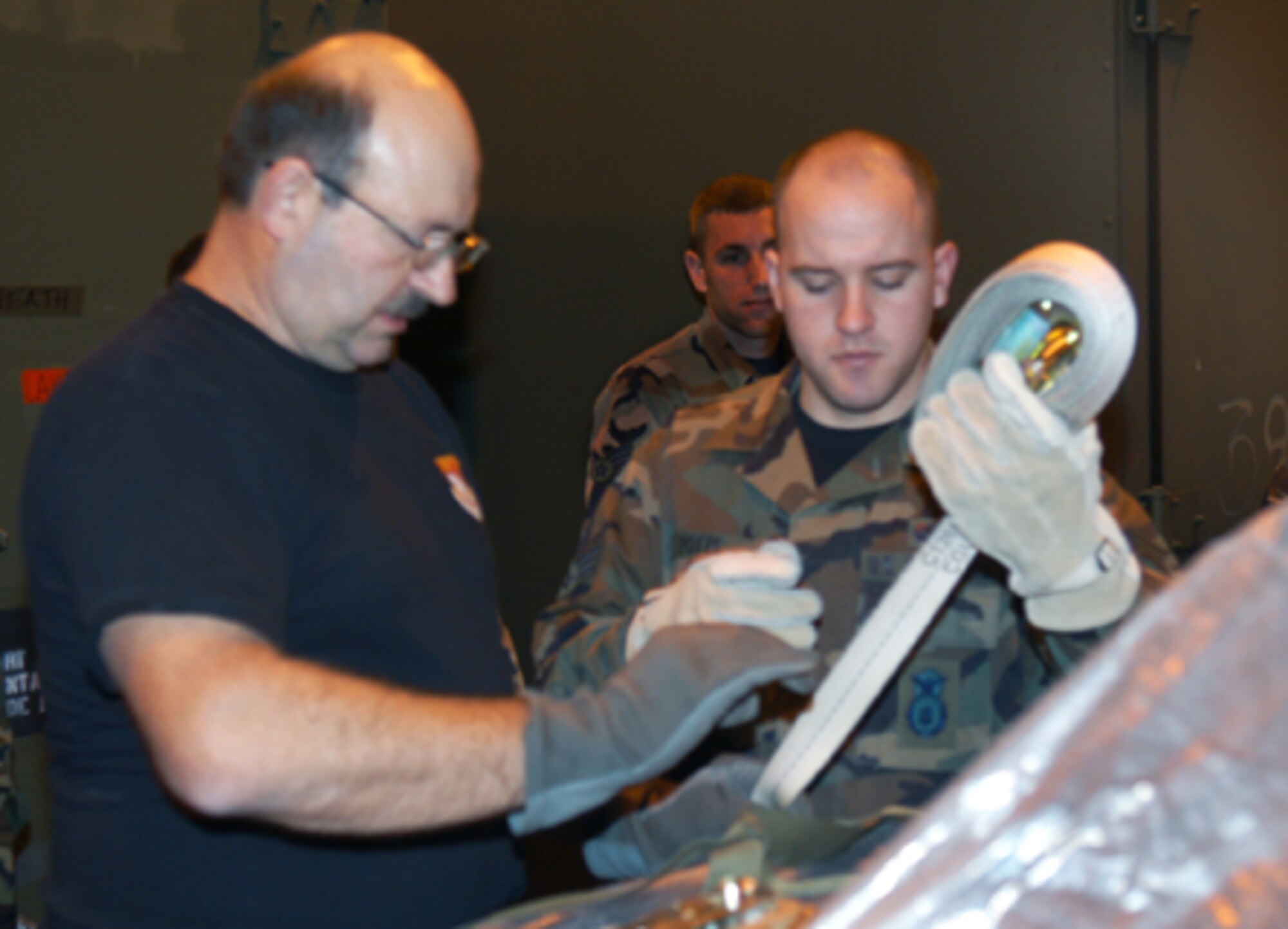 Pallet training > Grissom Air Reserve Base > Article Display