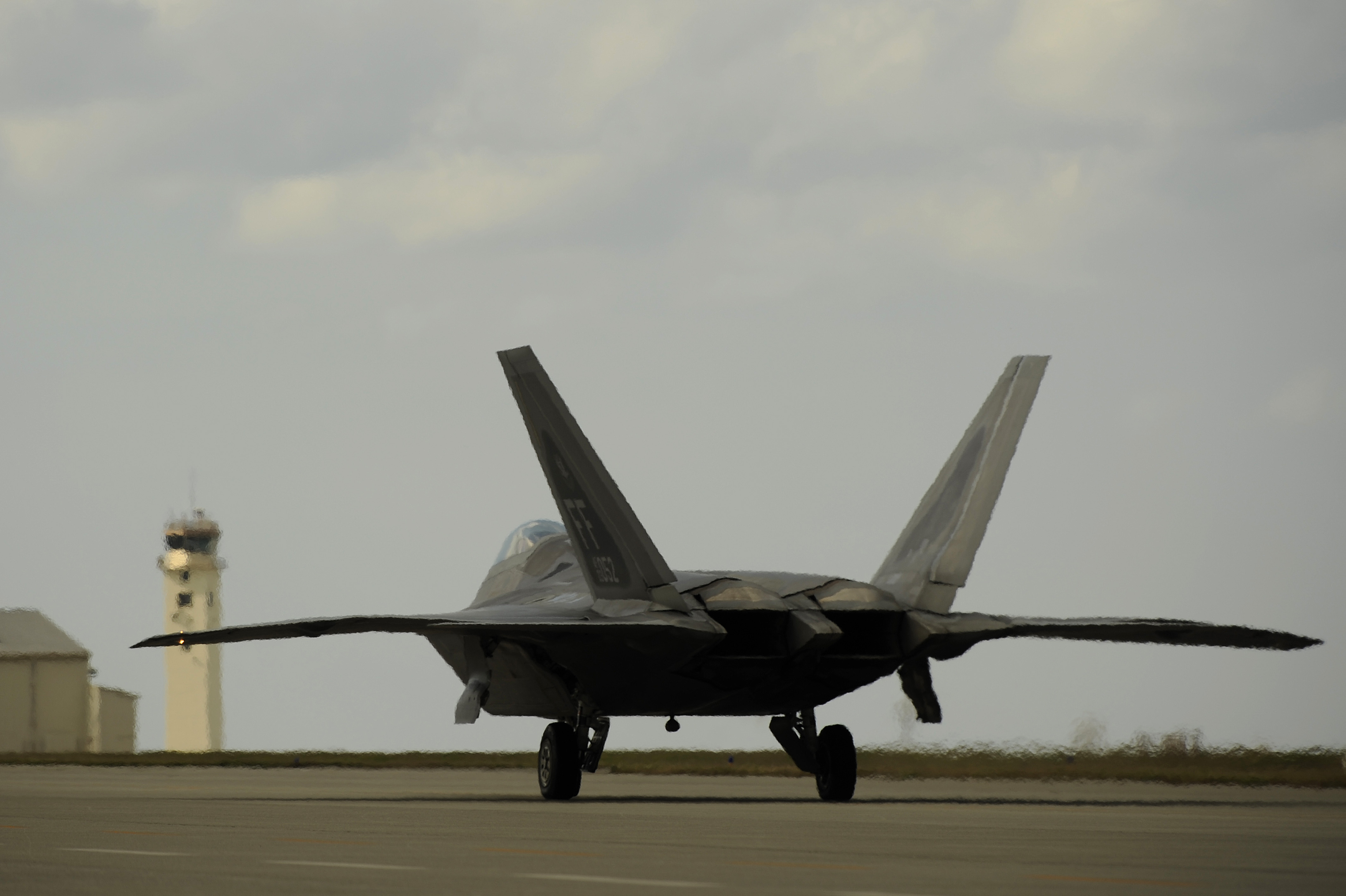 Raptors begin training with 18th Wing > Kadena Air Base > Article Display