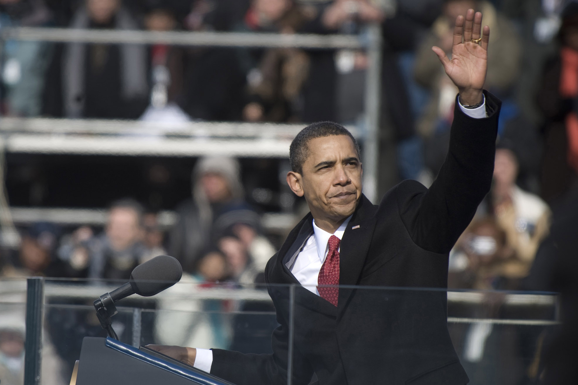 obama saluting