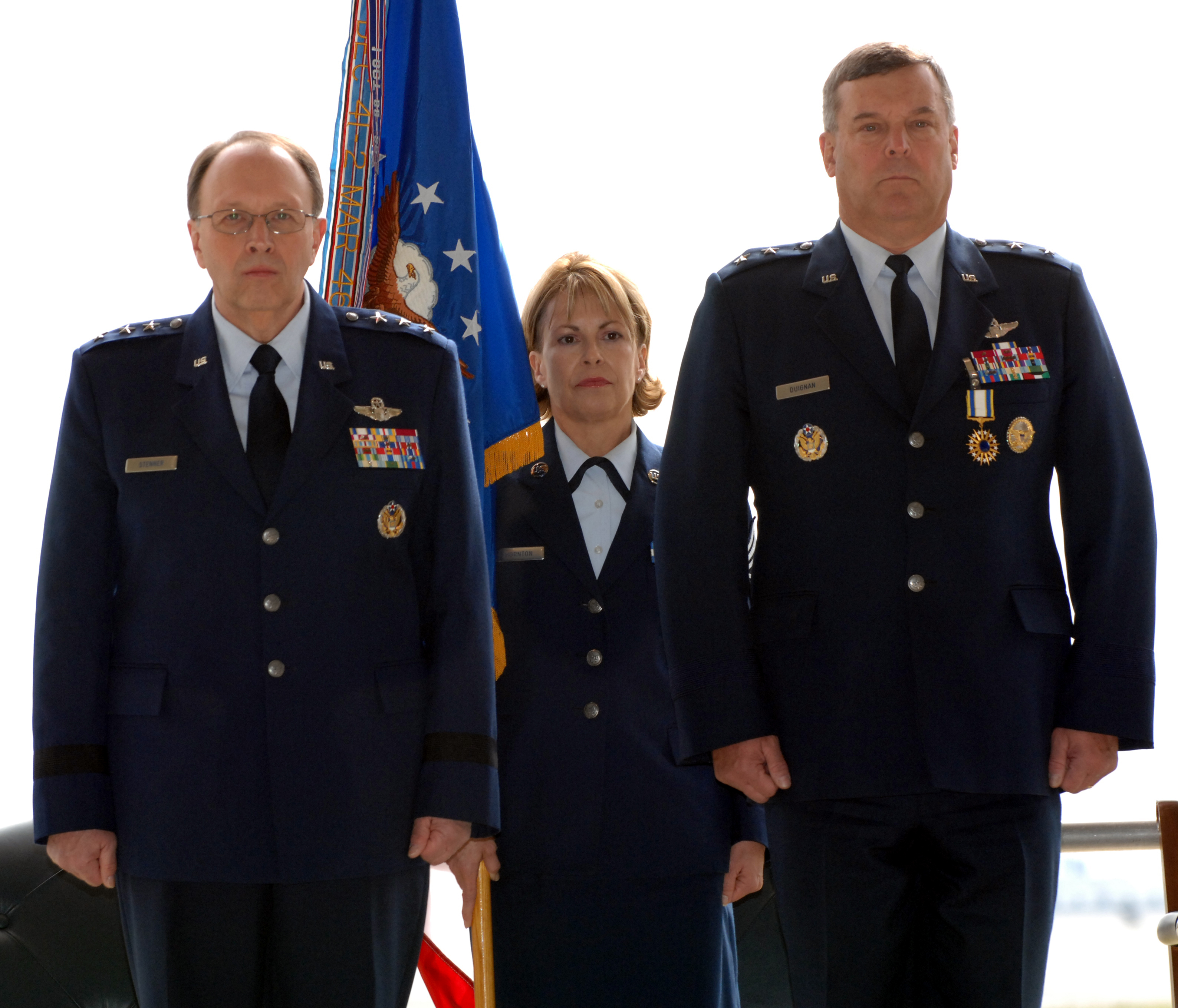 Fourth Air Force's top post changes hands > 4th Air Force > Article Display