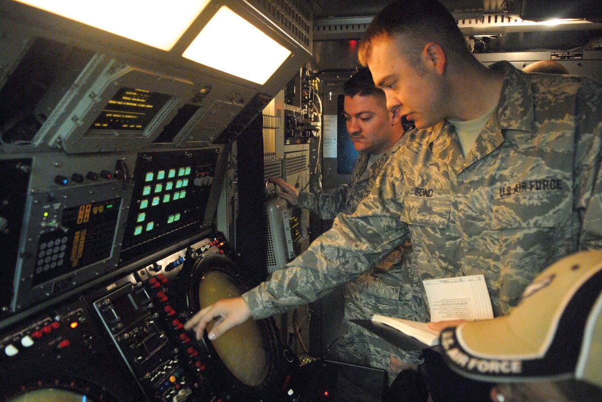 Air Control Squadron launches new radar training initiative > Air ...