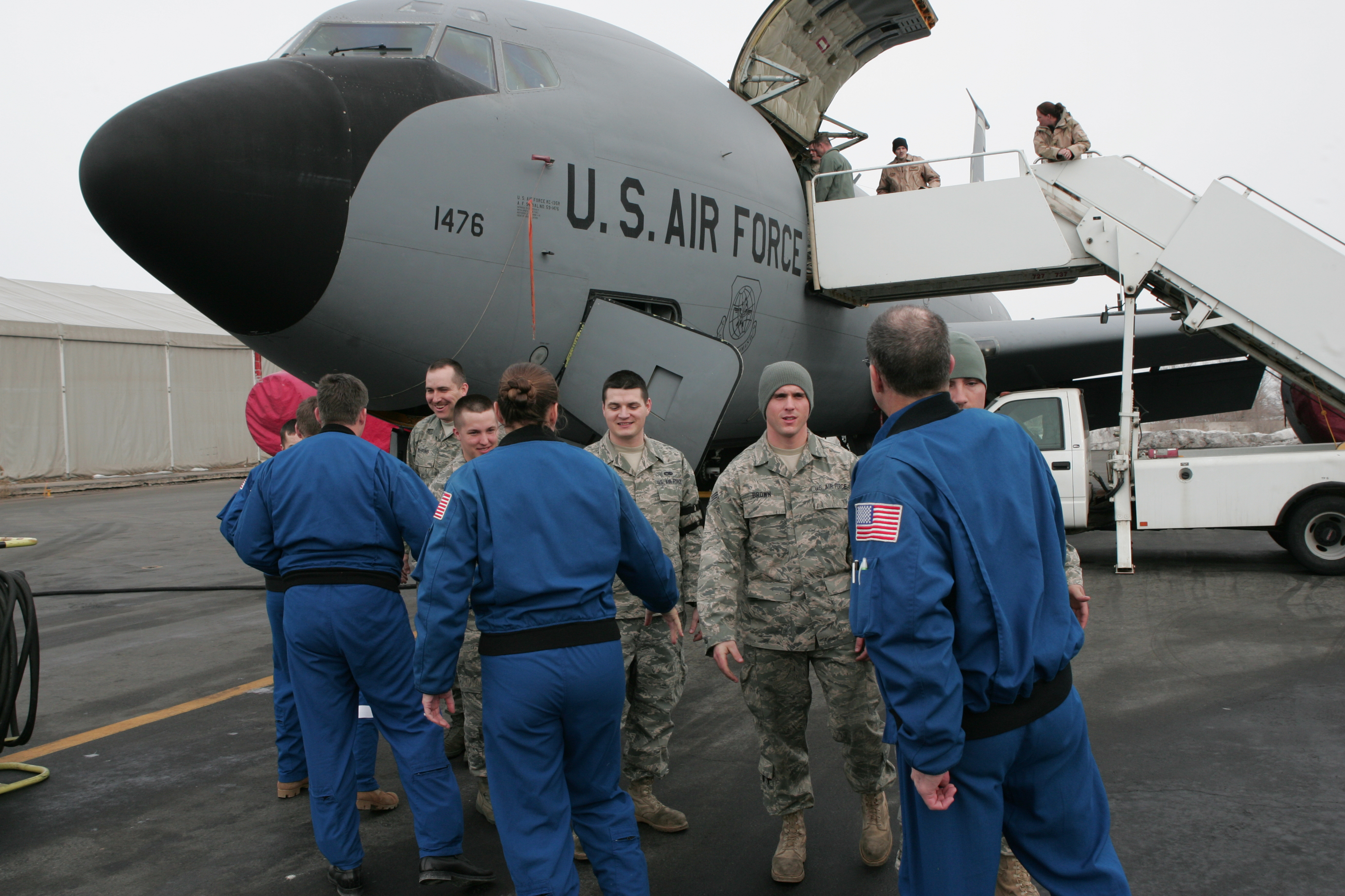 NASA astronauts touch down at Manas Air Base, Kyrgyzstan > U.S. Air ...