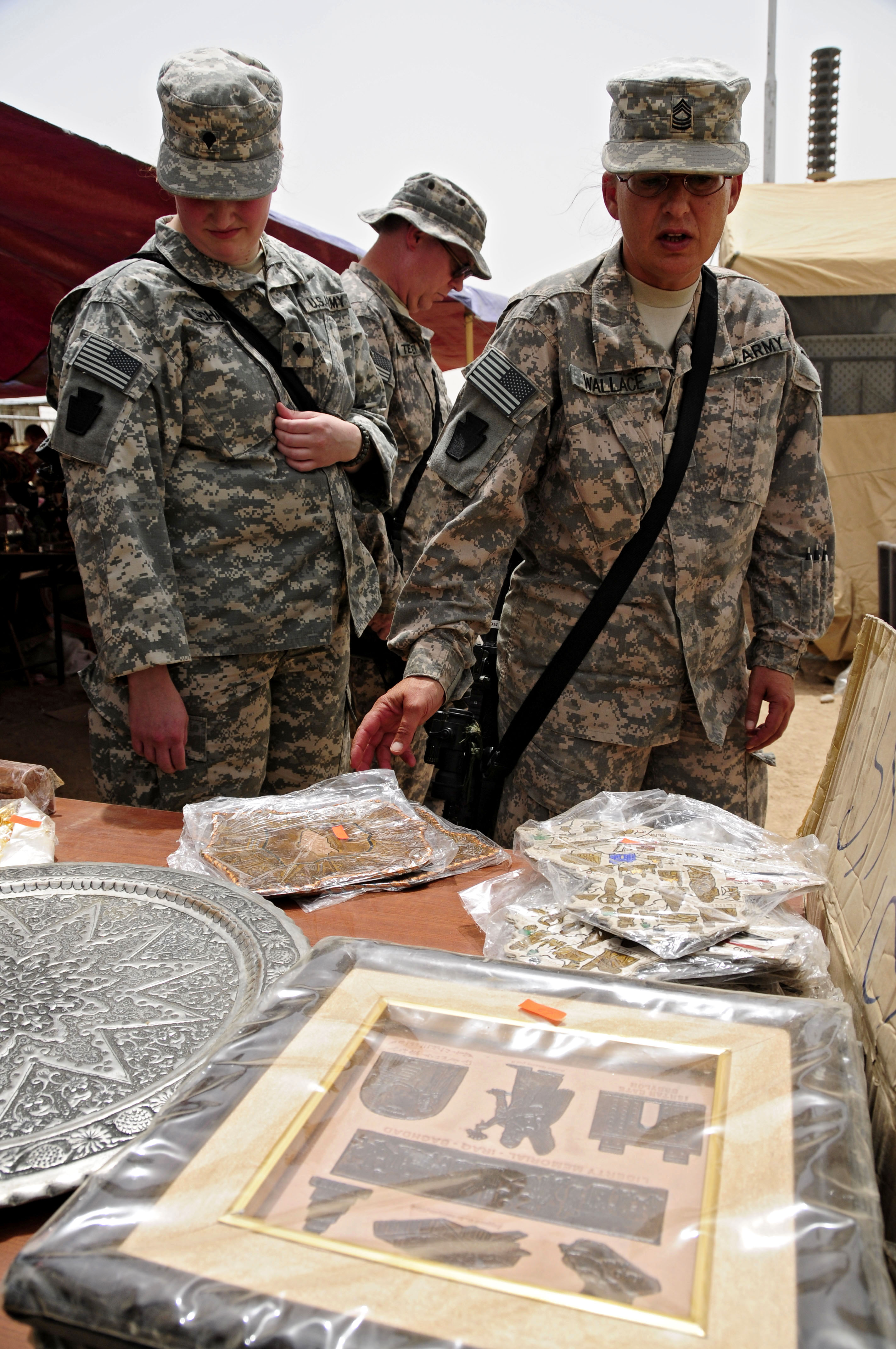 From left, Pennsylvania National Guard members Spc. Maria Schafer ...