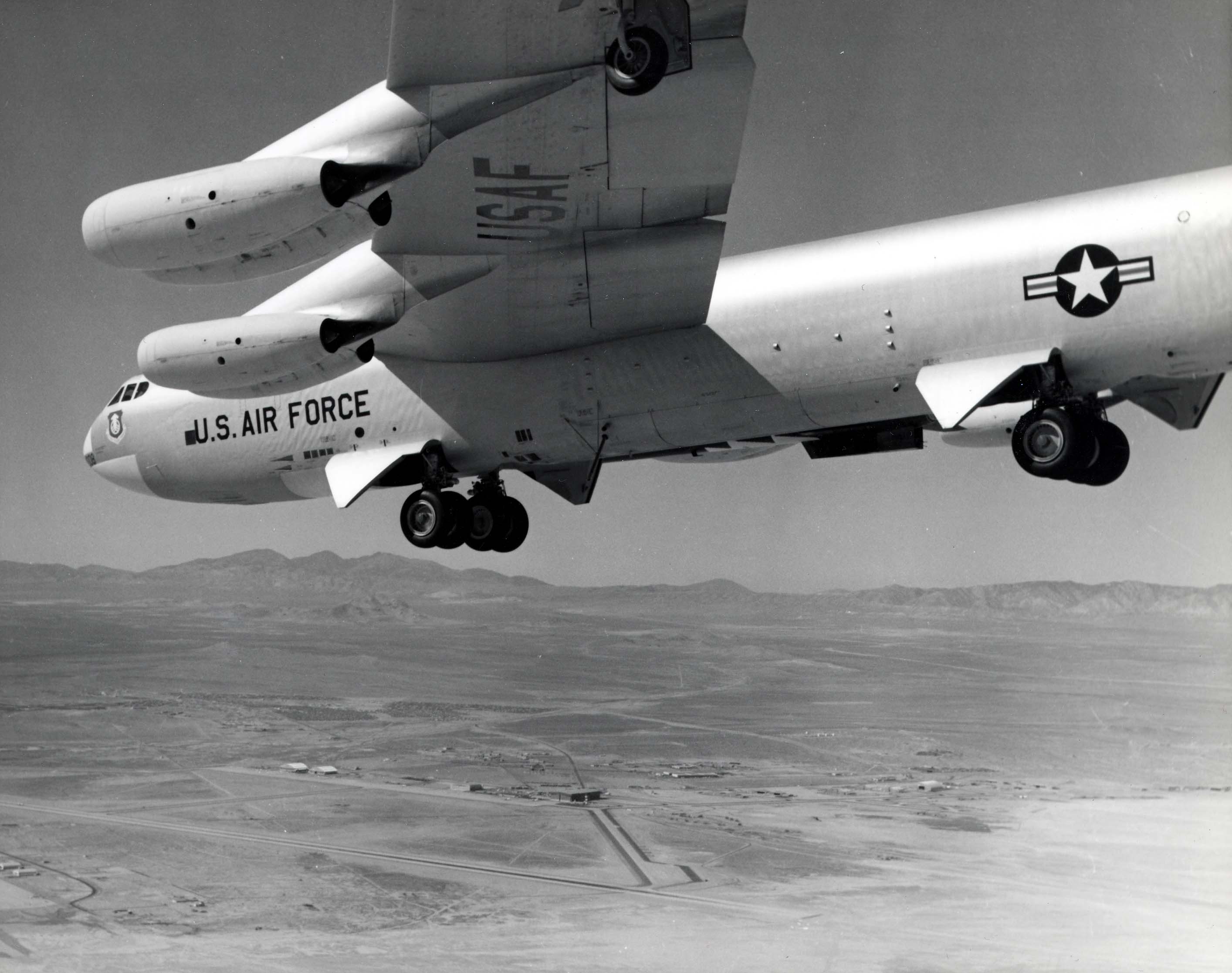 Boeing RB-52B