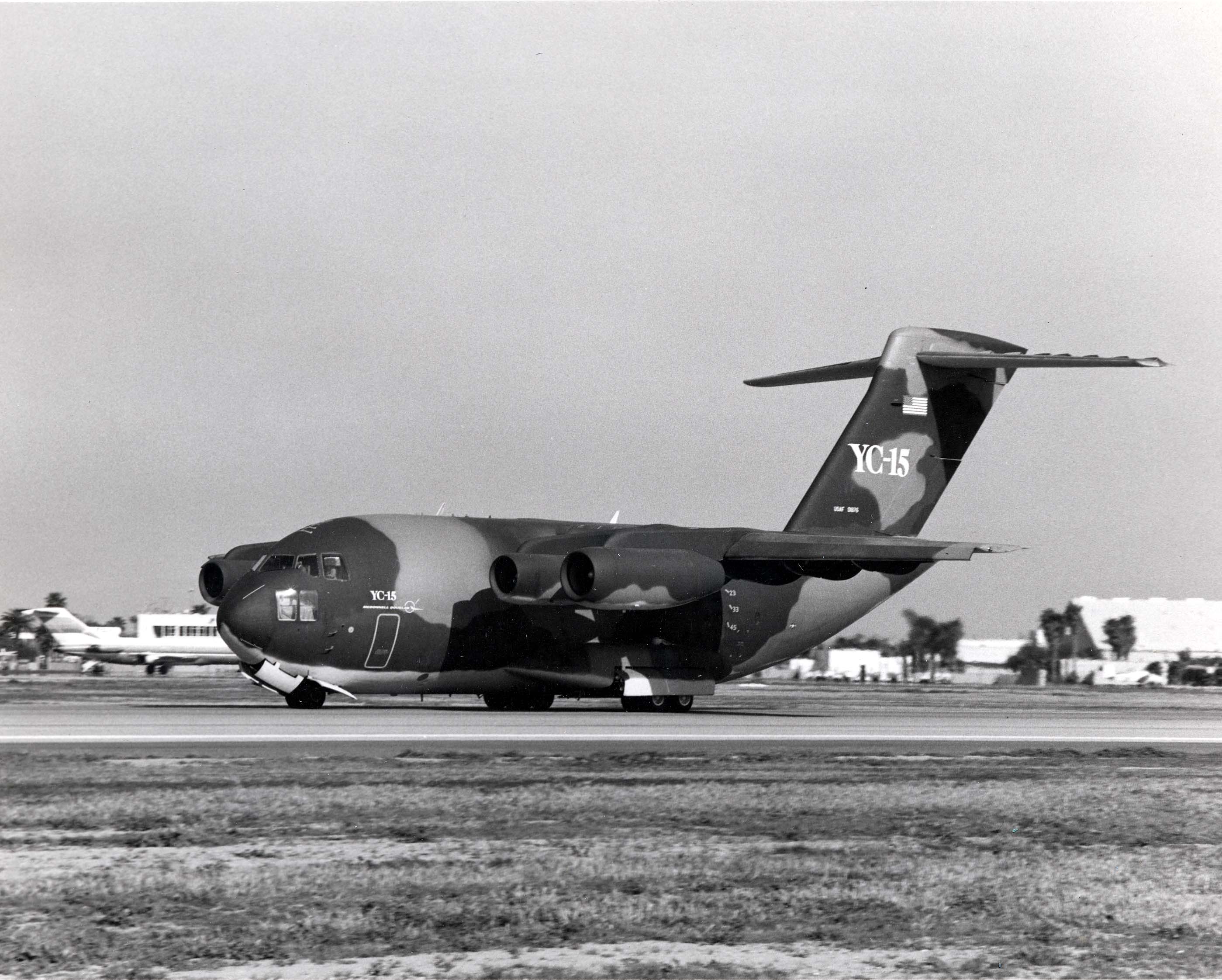 McDonnell-Douglas YC-15