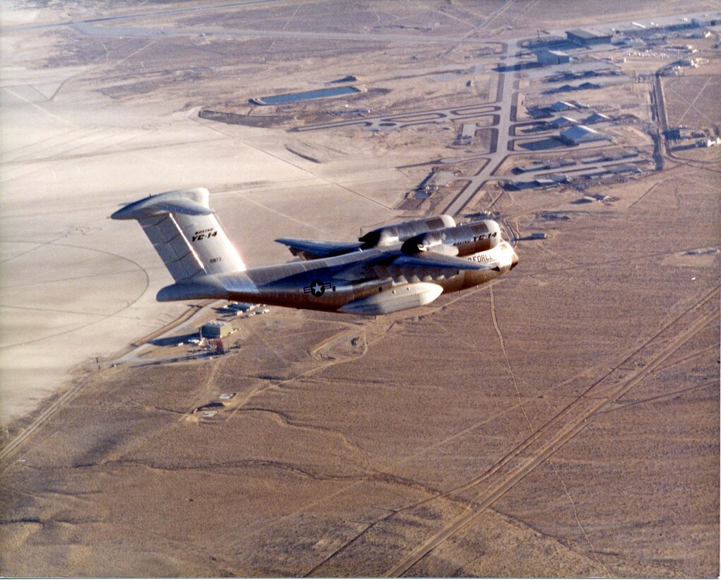 Boeing YC-14
