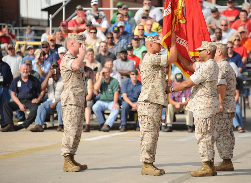 Reid takes command at MCA > Marine Corps Logistics Base Albany > Article