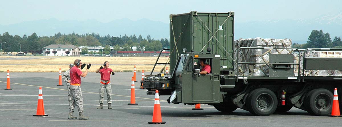Rodeo Aerial Port team guides twists and turns of a 60K tunner > 446th ...