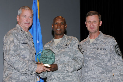 McCabe wins quarterly award