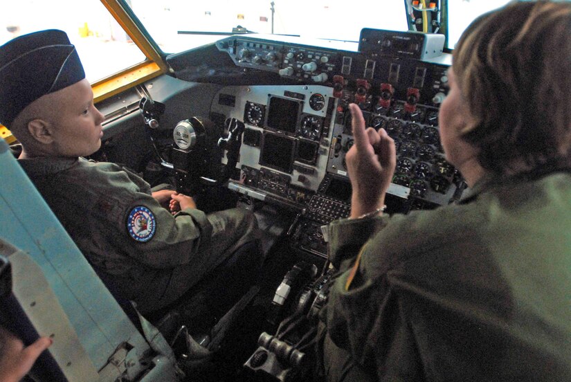 Pilot for a day leaves Andrews with memories for a lifetime > U.S. Air ...