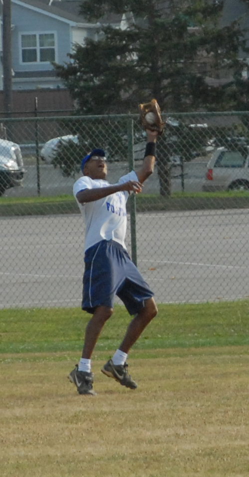 436 MXS defeats 436 FSS 16 - 1 > Dover Air Force Base > Article Display