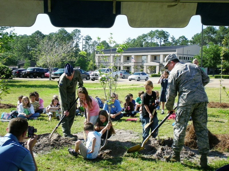 Tree Circle to inspire, remind for years to come > Air Force Special ...