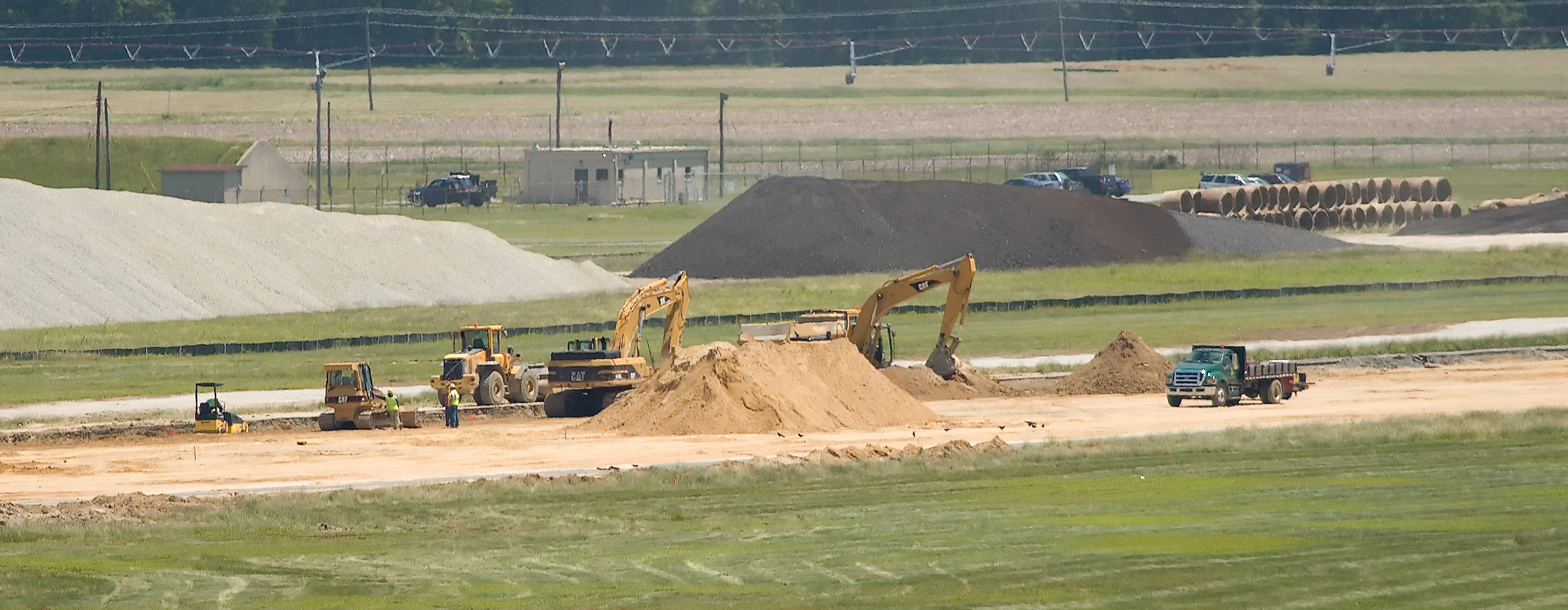 Runway reconstruction complete at Dover > Dover Air Force Base > News