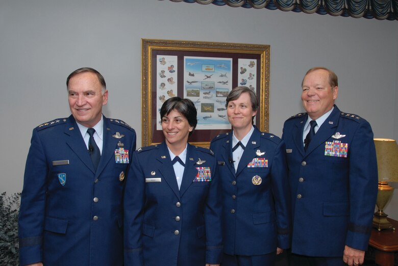 Officer Training School's first alumni ceremony honors general officers ...
