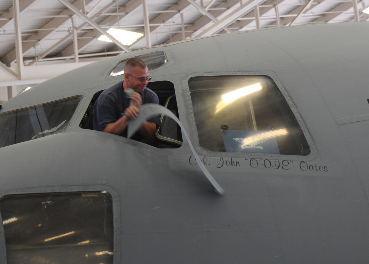 Operations Group welcomes new commander > Altus Air Force Base > News