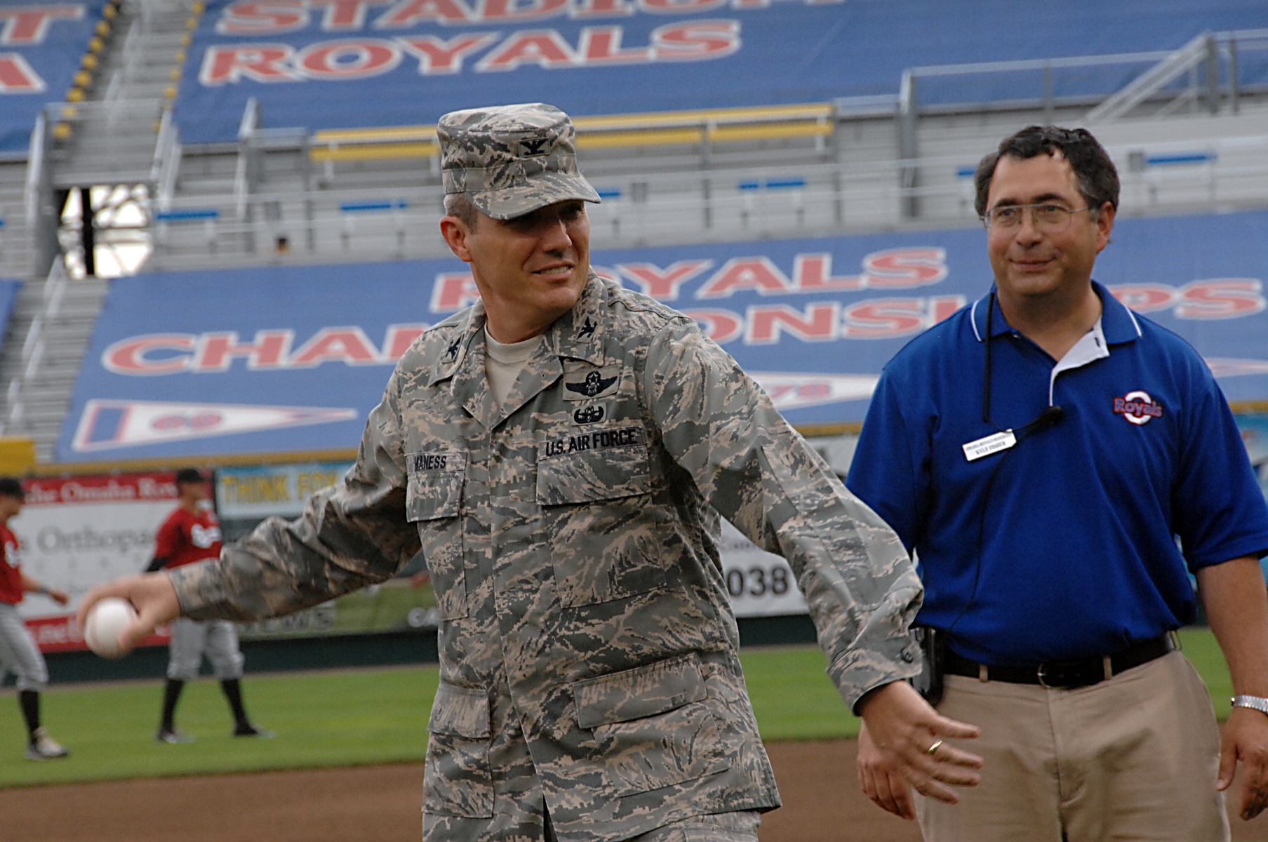 Local team honors military > Offutt Air Force Base > Article Display