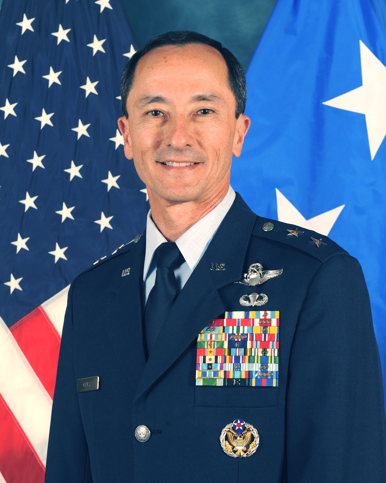 MAJOR GENERAL DAVID E. CLARY > Air Force > Biography Display