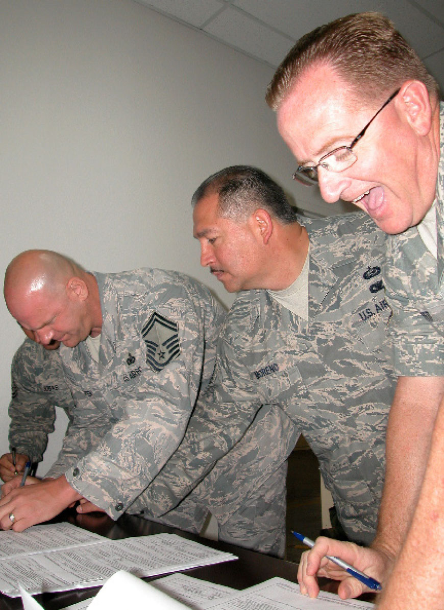 General Melin re-enlists 10 Security Forces Airmen > March Air Reserve ...