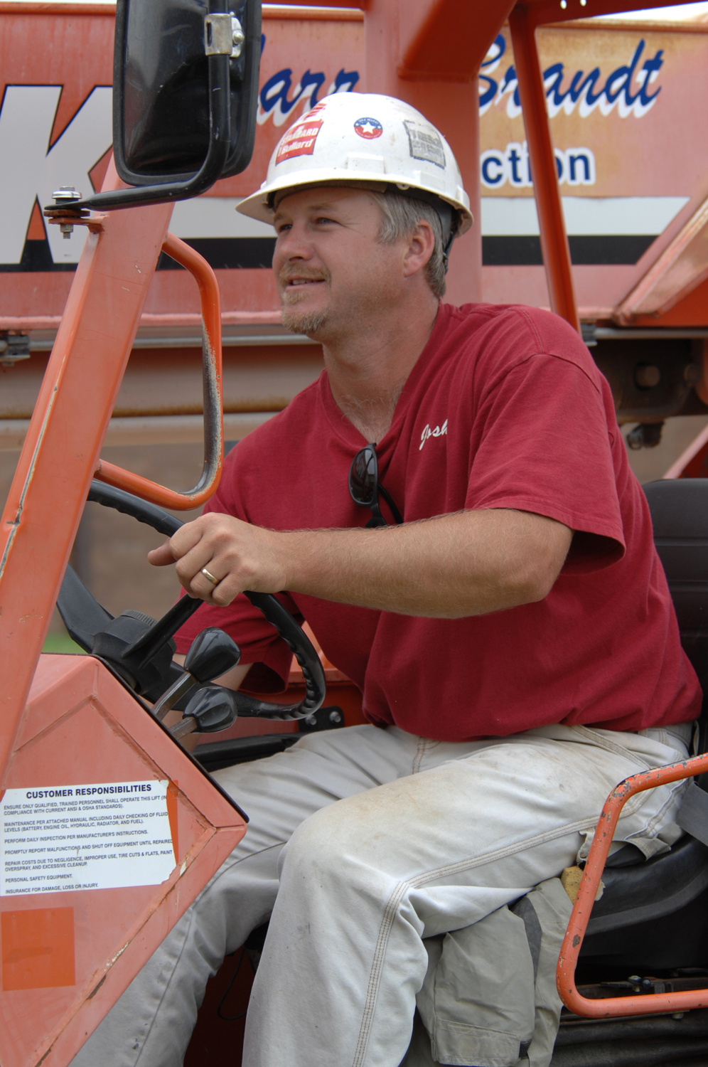 Men at work > Whiteman Air Force Base > Article Display