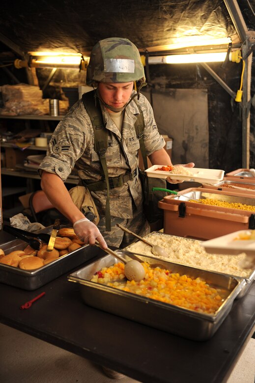 SPEK provides hot meal during exercise > Holloman Air Force Base > Display