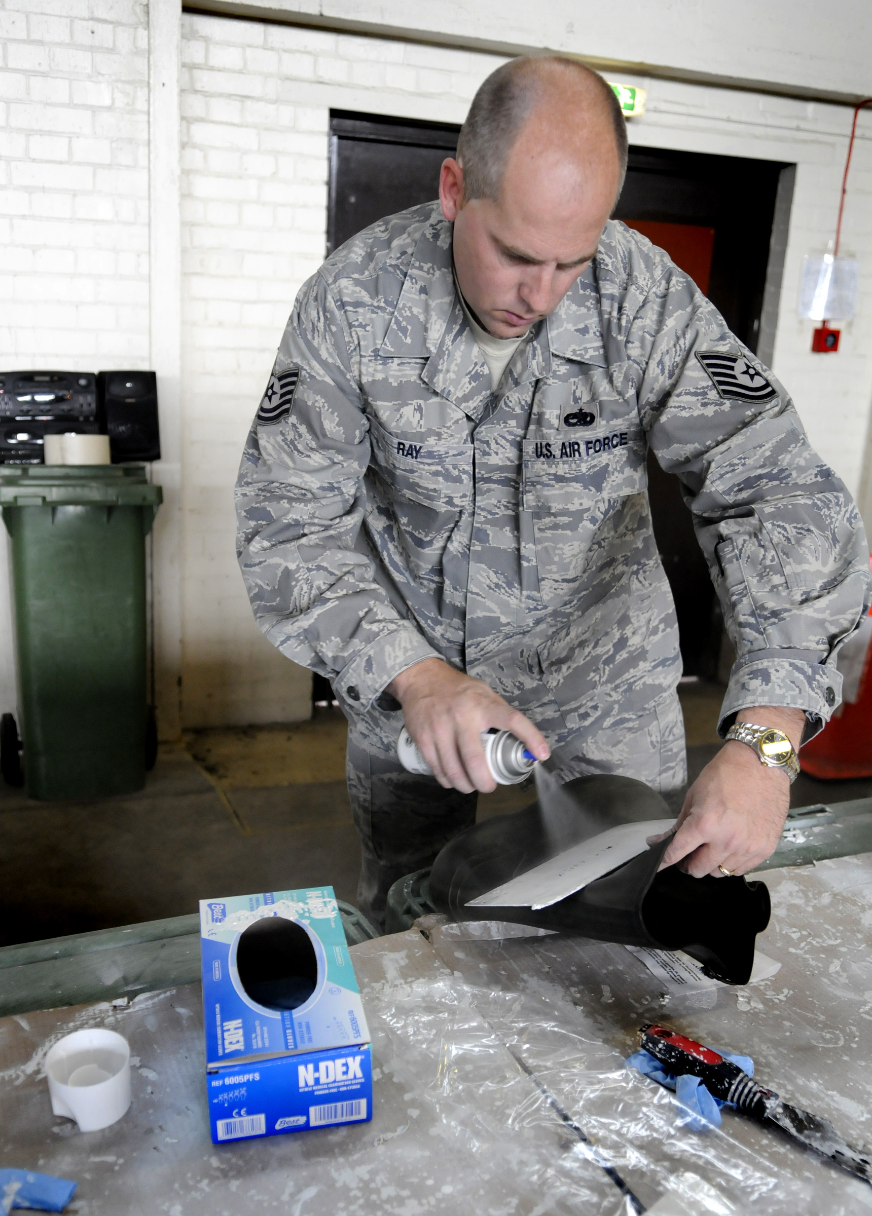 RAF Mildenhall Airmen get new masks, chem gear > Royal Air Force ...